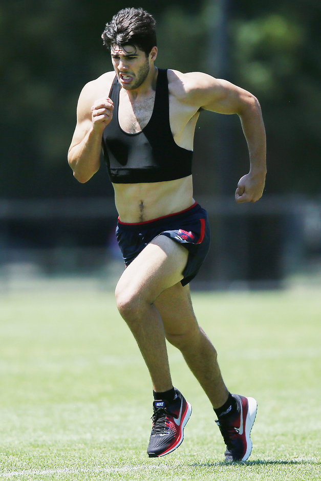 'Track's' back: Key Dee is sore no more