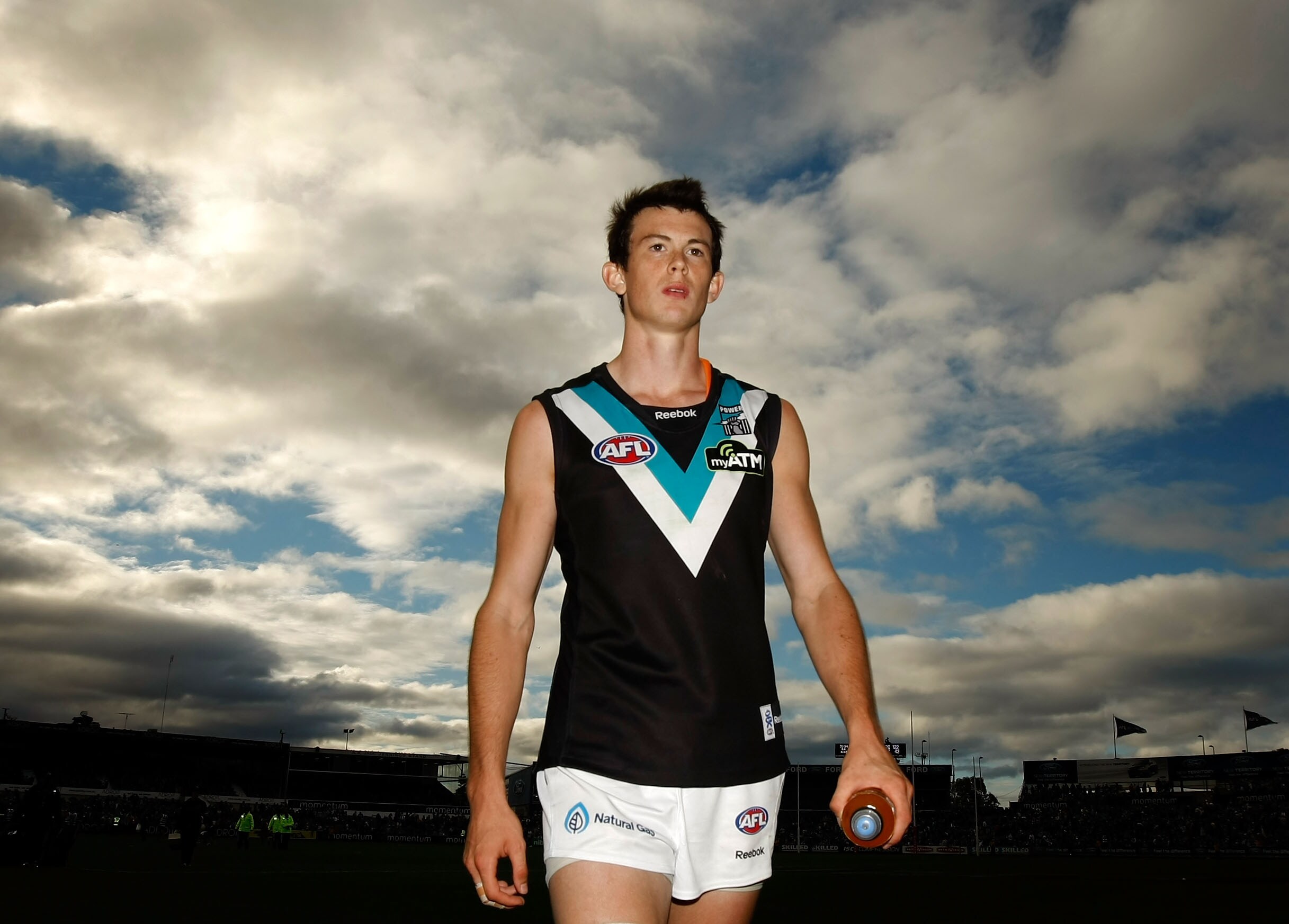 Injury-free and fit: Jasper jumping for 2013