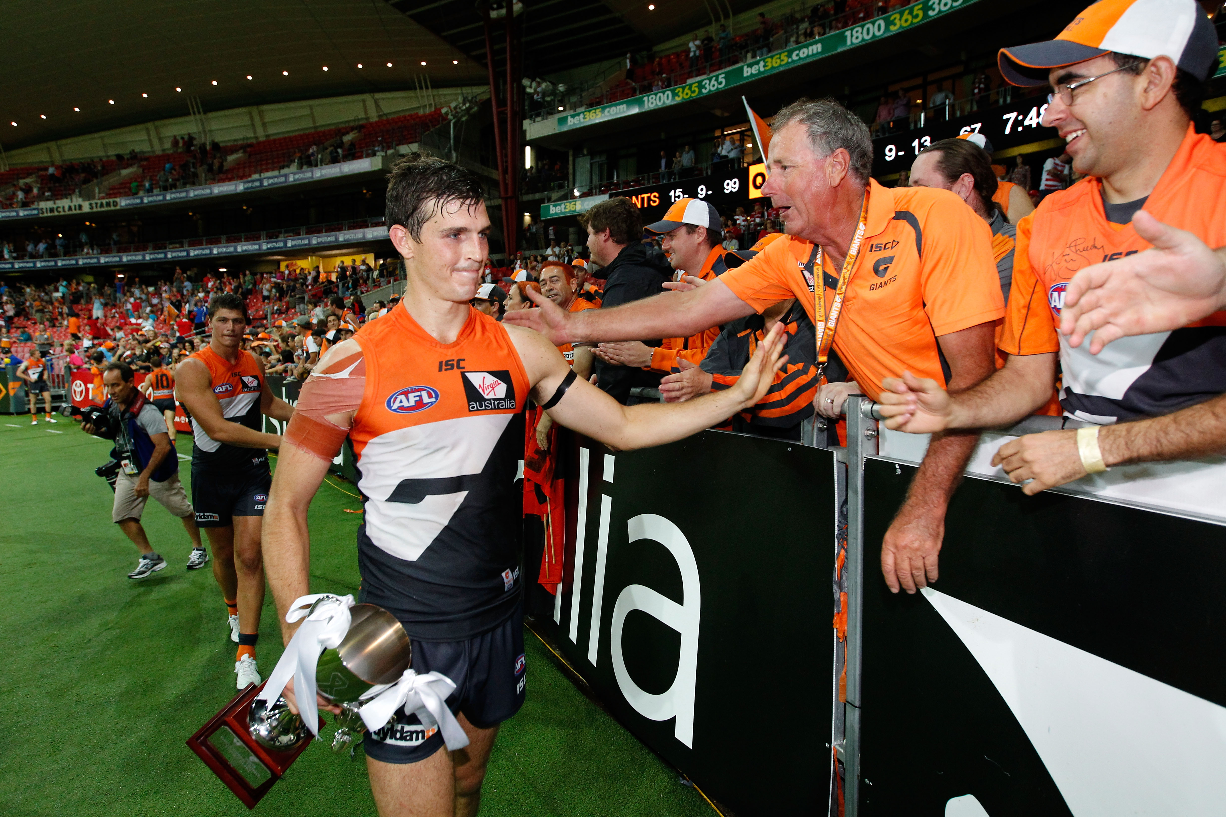 GWS skipper Phil Davis leaves hospital