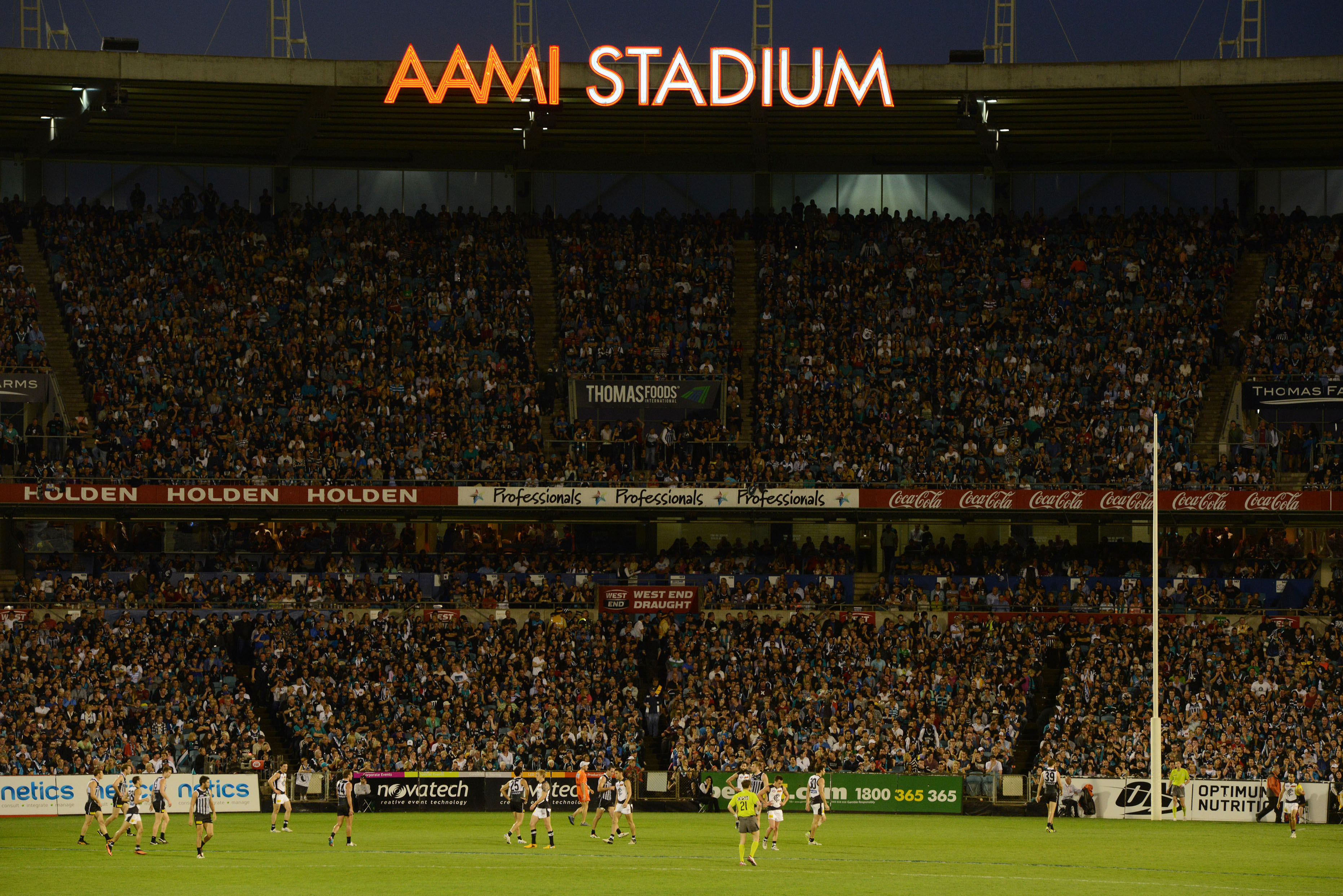 AAMI Stadium to underwrite SA footy