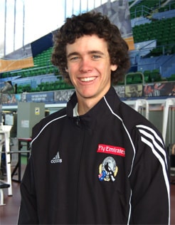 Reed signs for two years