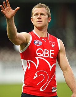 Ryan O'Keefe to remain a Swan