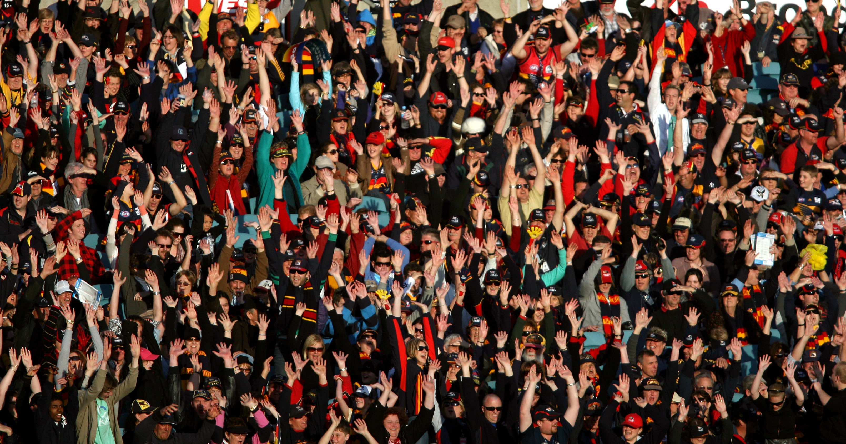 Drugs, tanking, controversies can't keep fans away