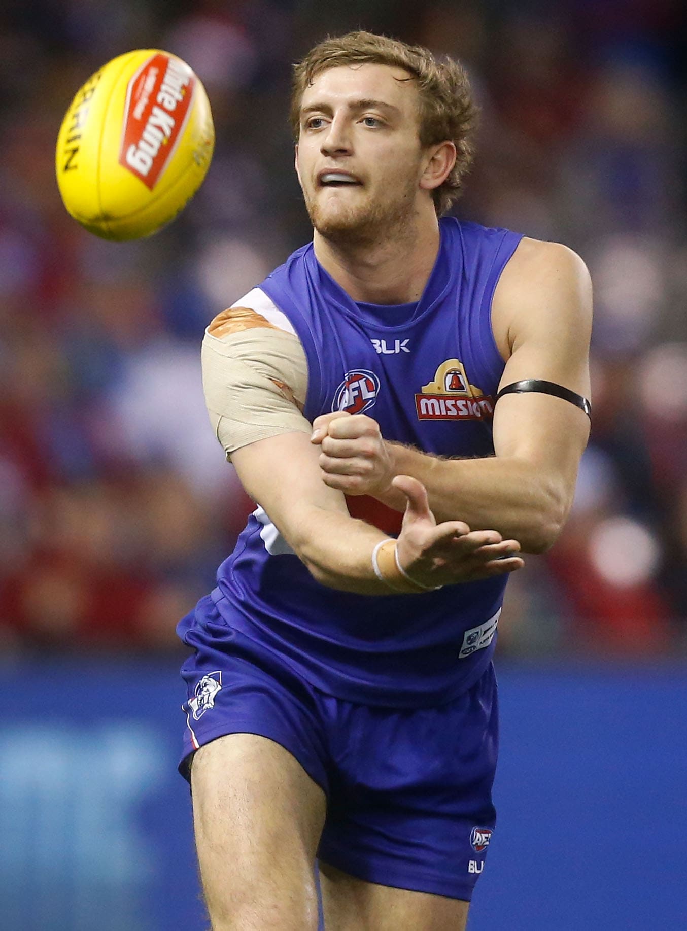 Key defender Fletcher Roberts extends his stay with the Bulldogs
