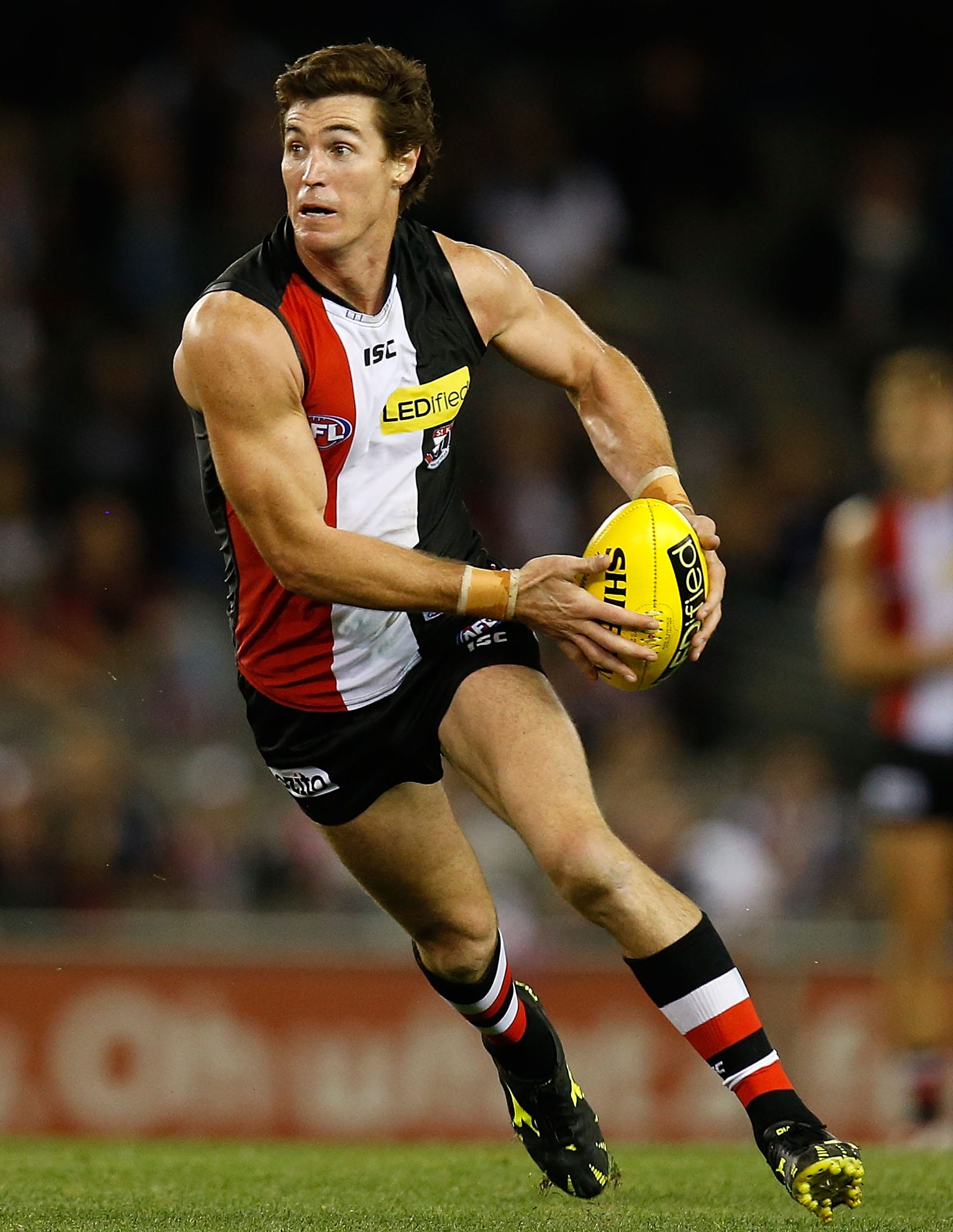 Lenny Hayes to make call on future in next month