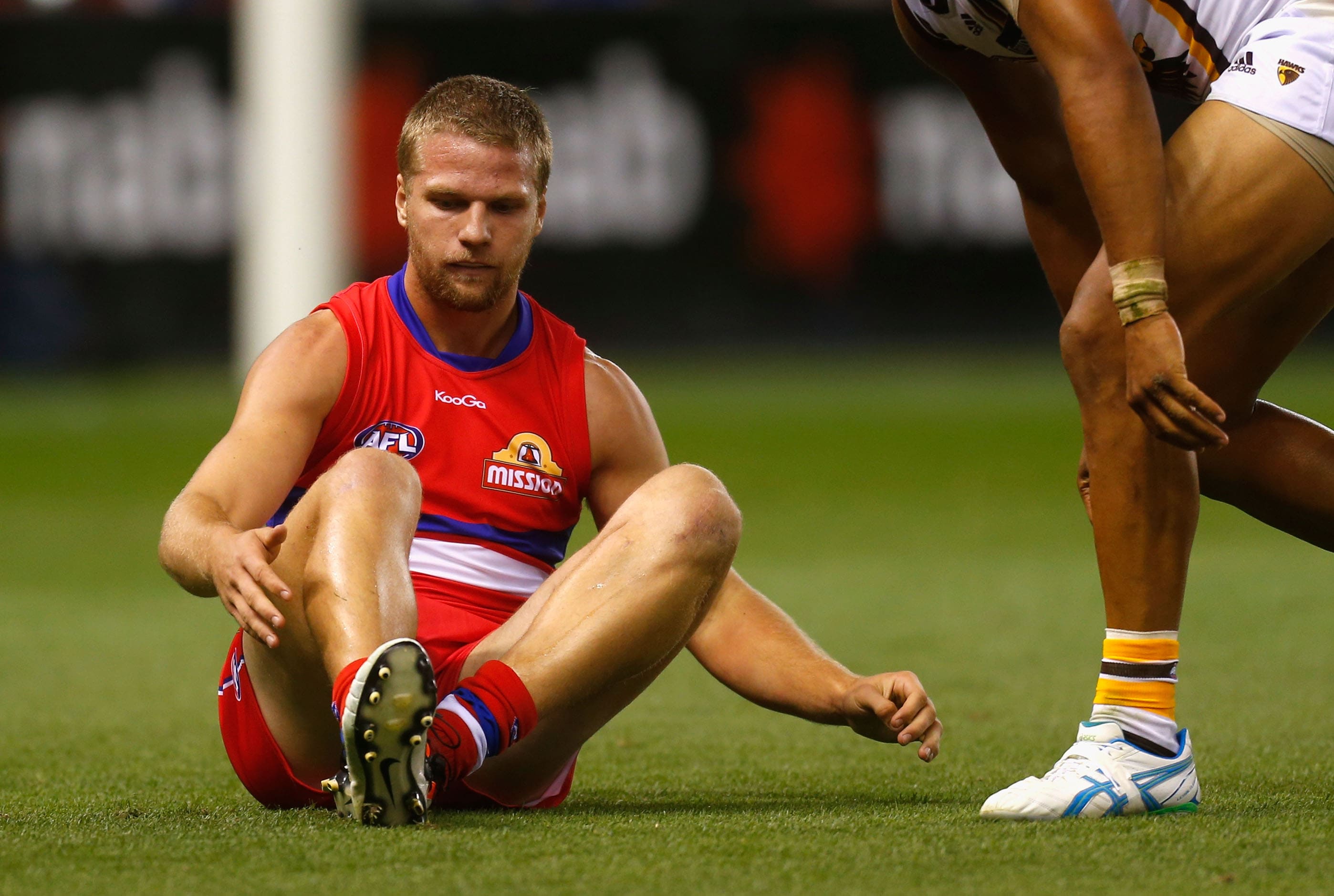Bulldogs sweat on Jake Stringer injury