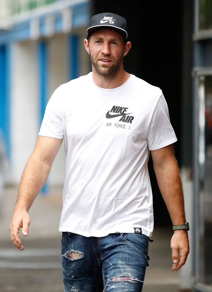 Cloke calls time on up-and-down career