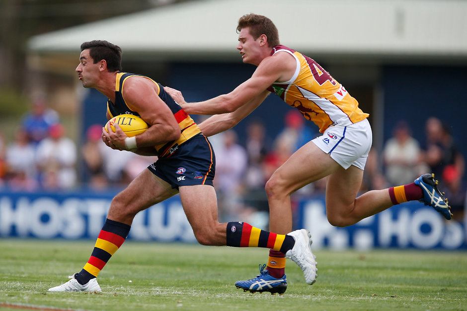 Crows sweating on skipper Walker after hamstring concern