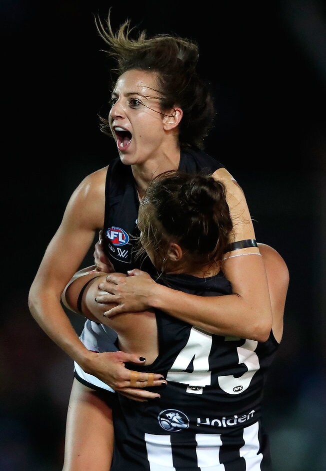 AFLW: Steph Chiocci headlines five re-signings at Pies