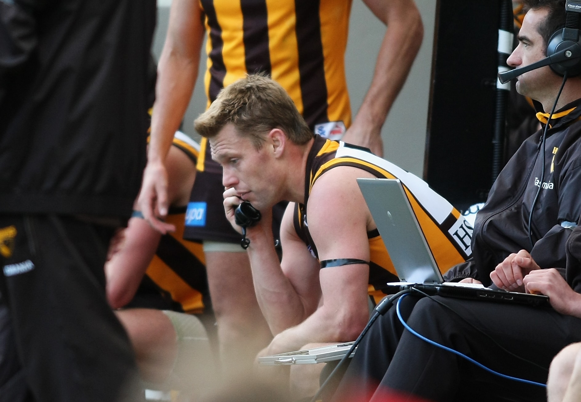 AFL backflip on interchange trial rule