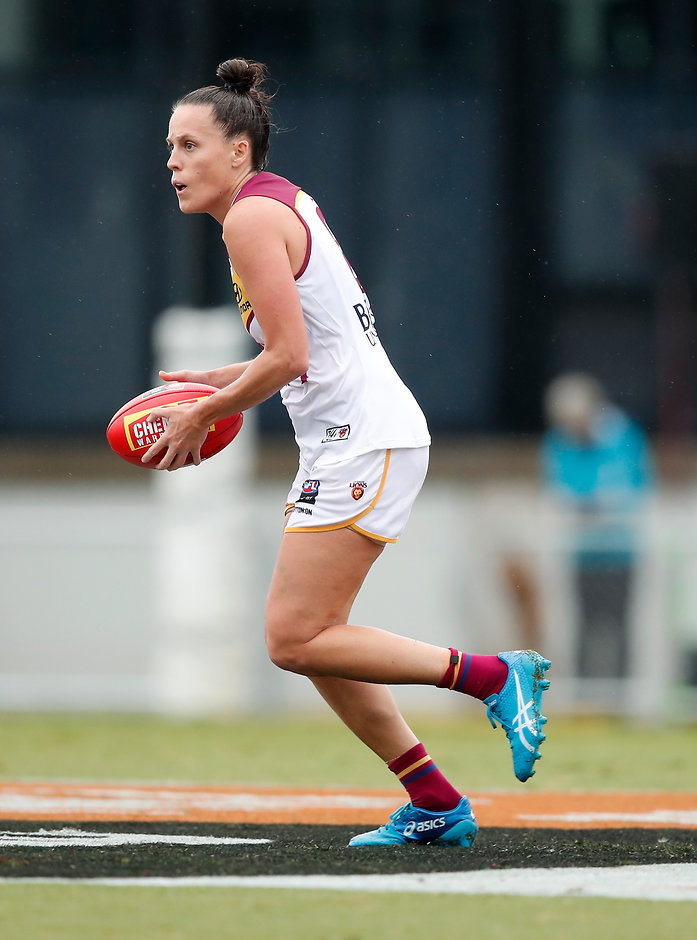 Brisbane's AFLW captain breaks her leg