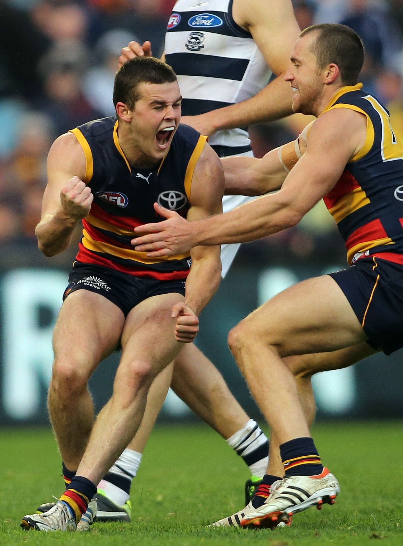 Crows seek to tie up young gun Crouch