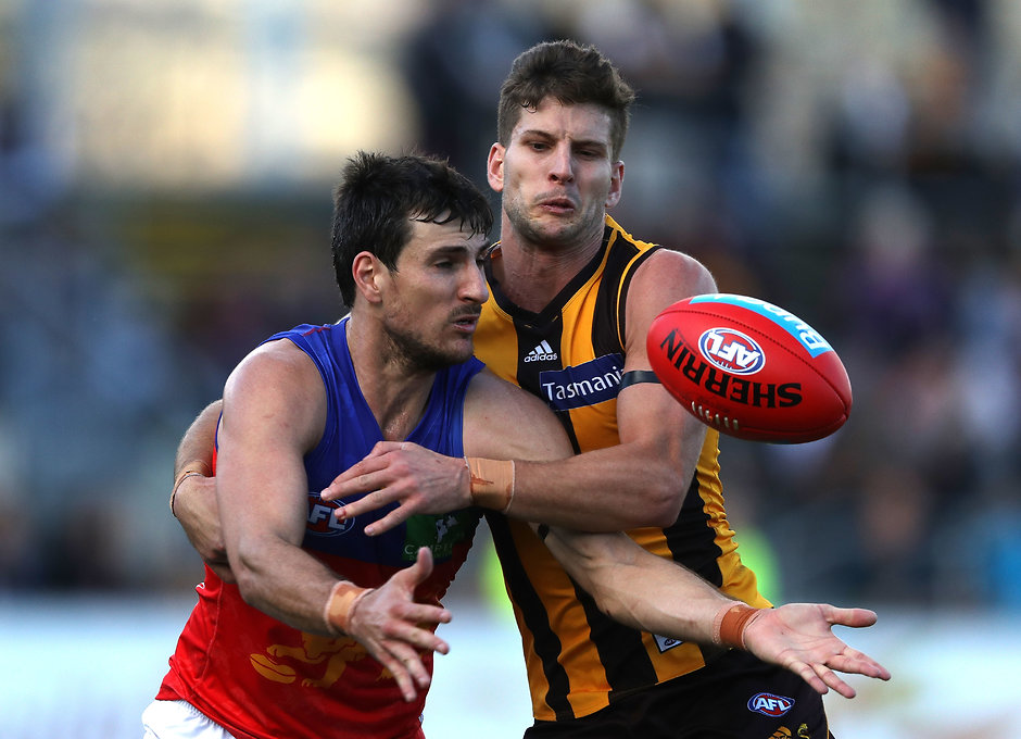 Three off-Broadway stats that lifted the Hawks