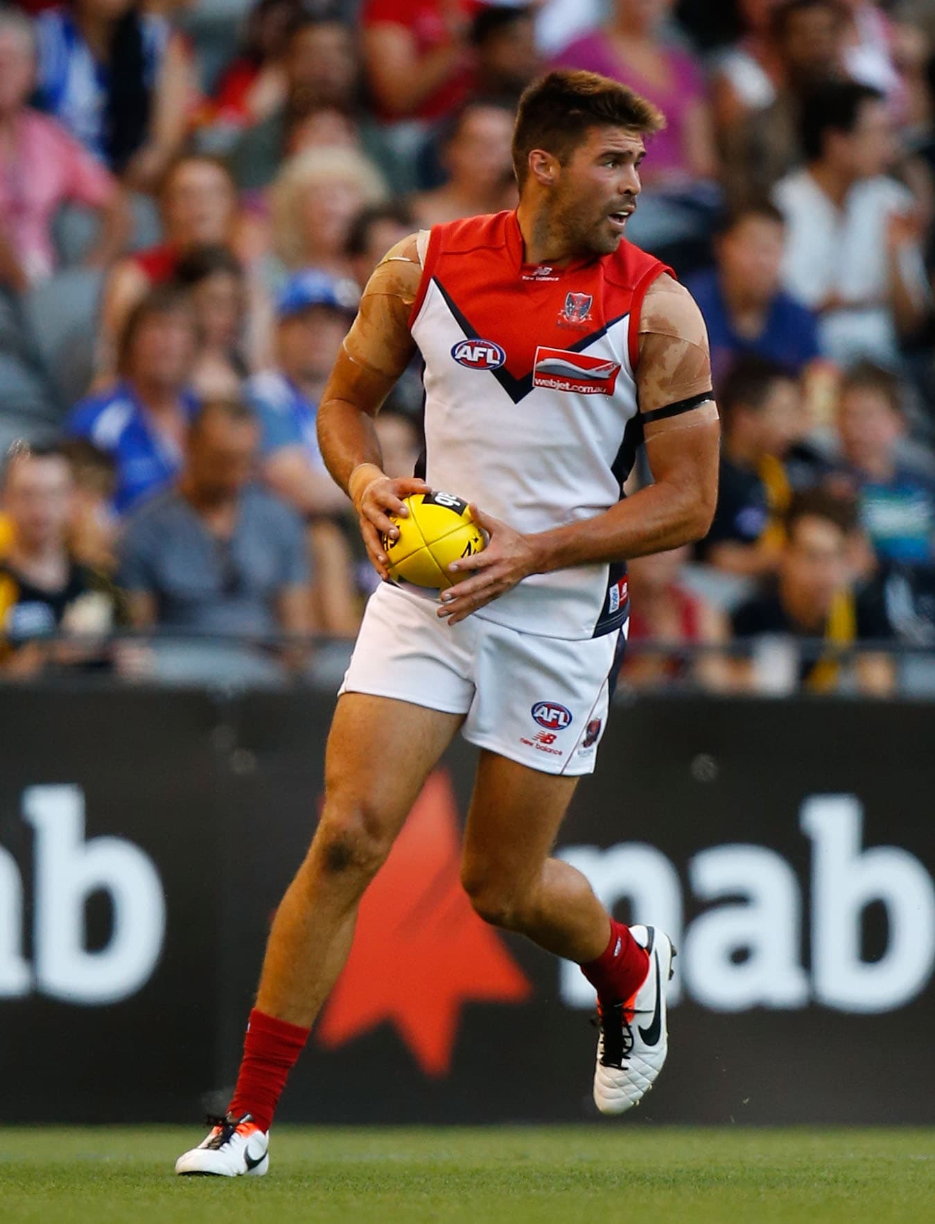 Chris Dawes finally takes the field for Melbourne