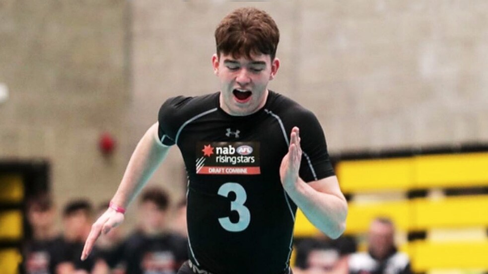 The next Pearce Hanley? Gold Coast signs quick, athletic Irishman