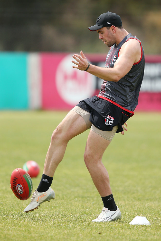 Paddy's sore foot 'no stress', says Spud