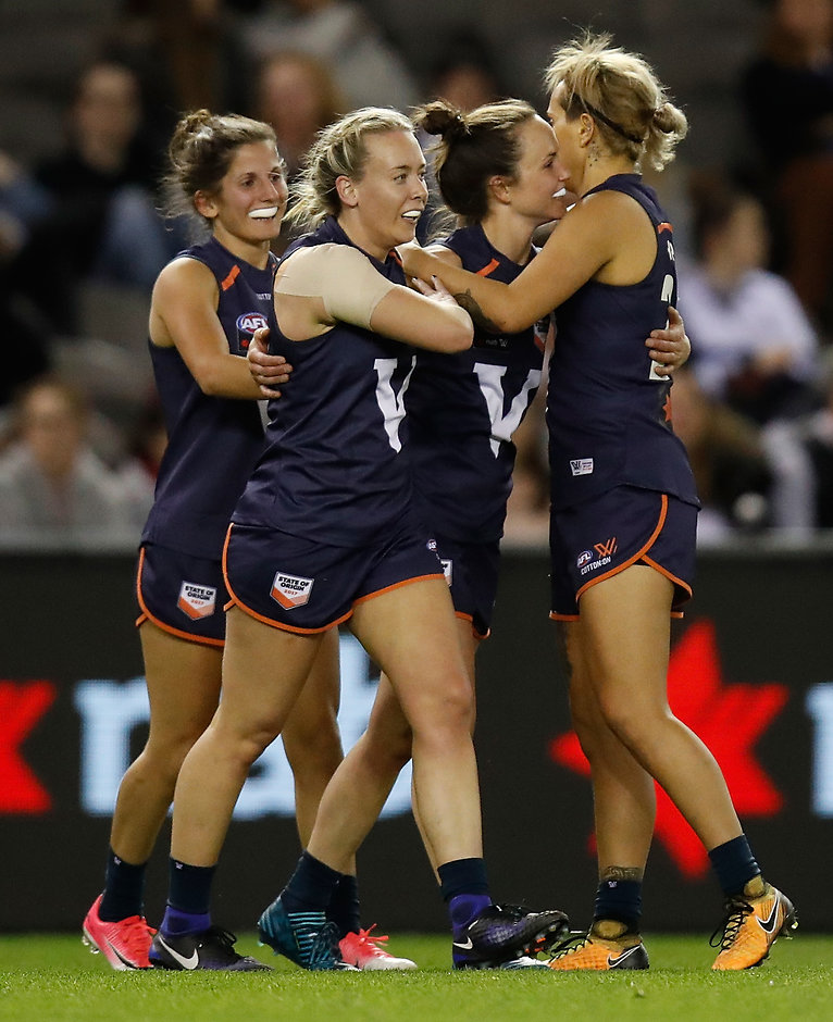 AFLW: Daisy stands tall as Big V dominates