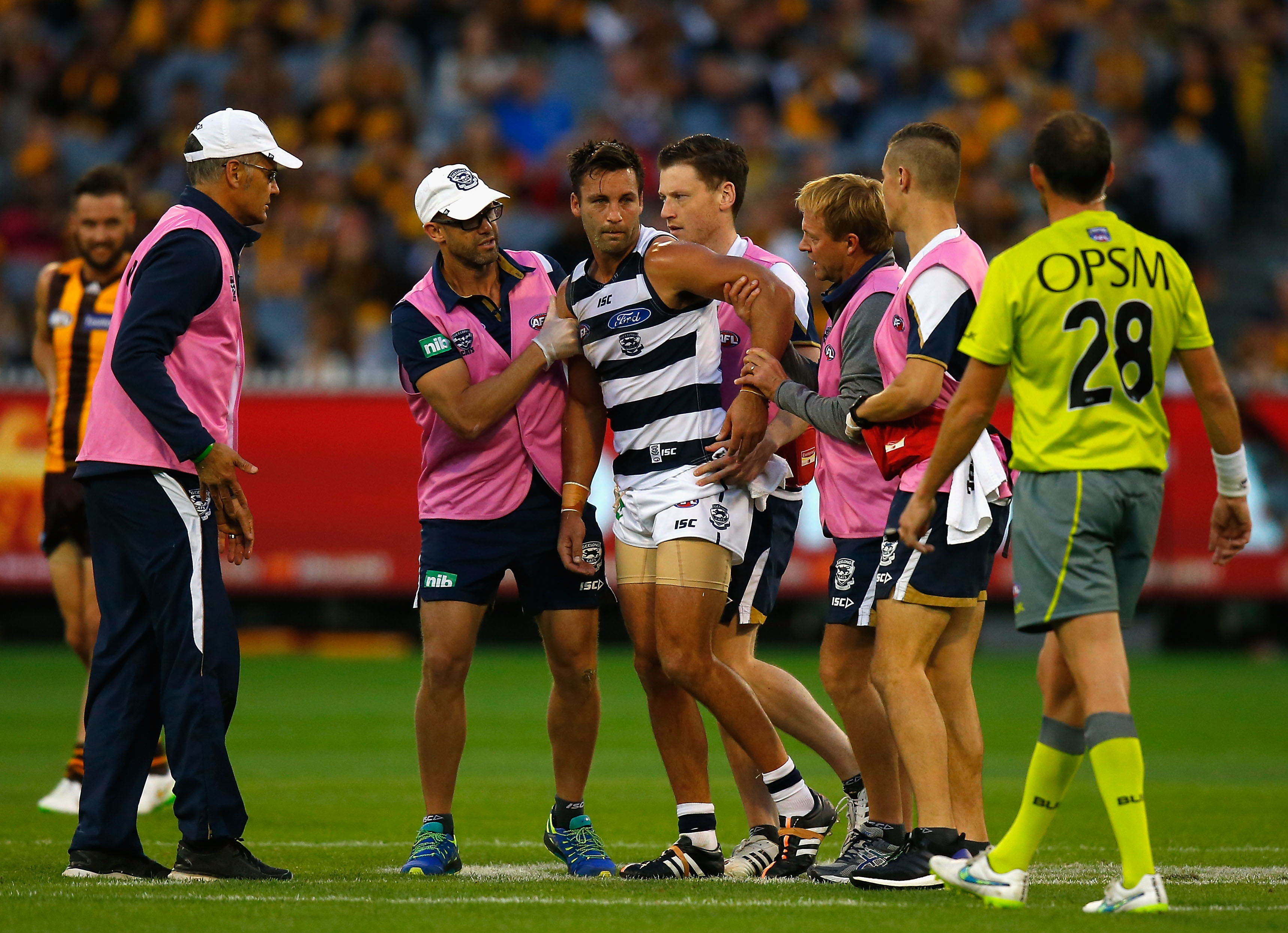 Cats rule out Bartel, Roos drop Bastinac