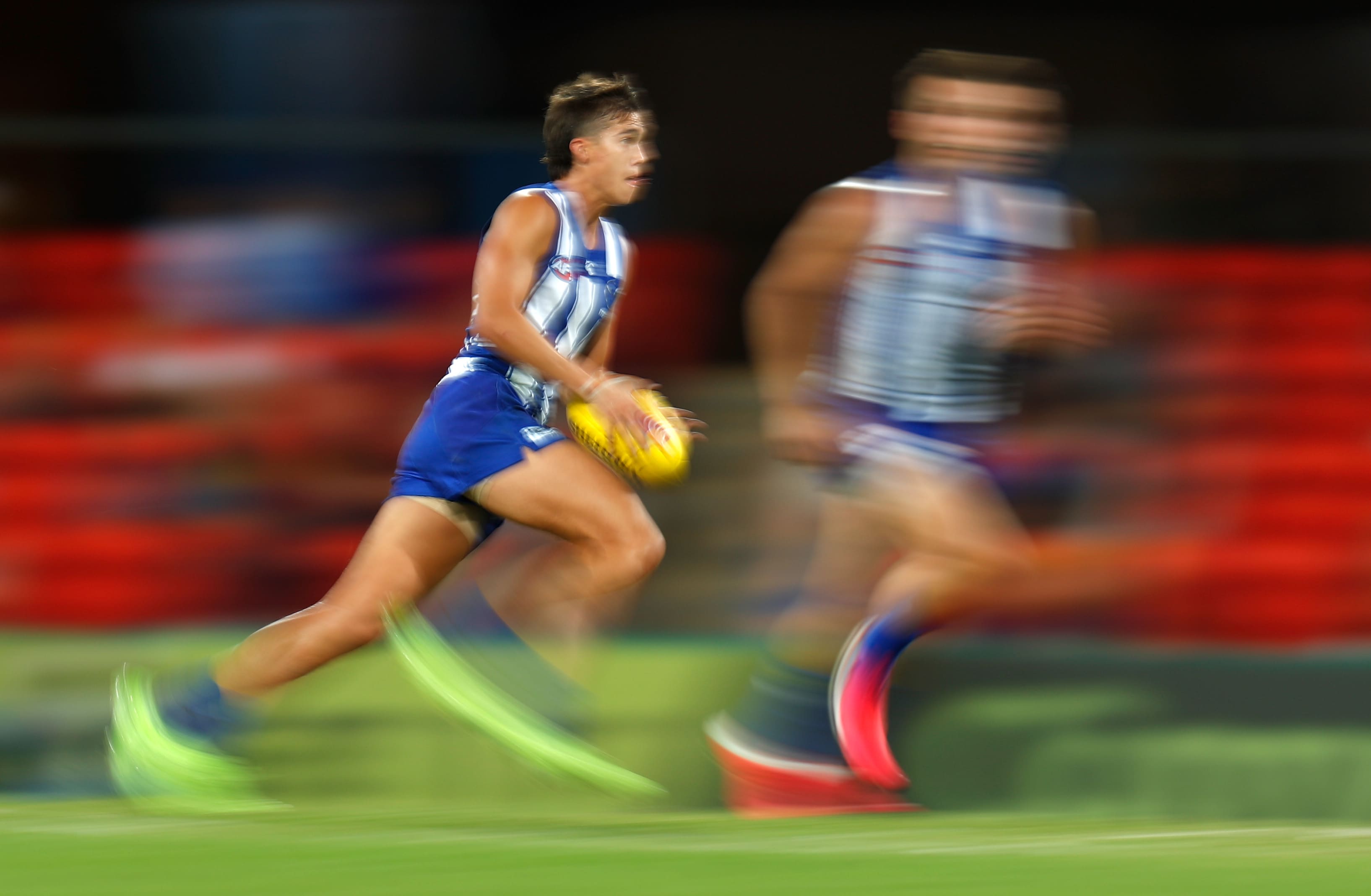 Roos hopeful young gun has avoided second serious knee injury