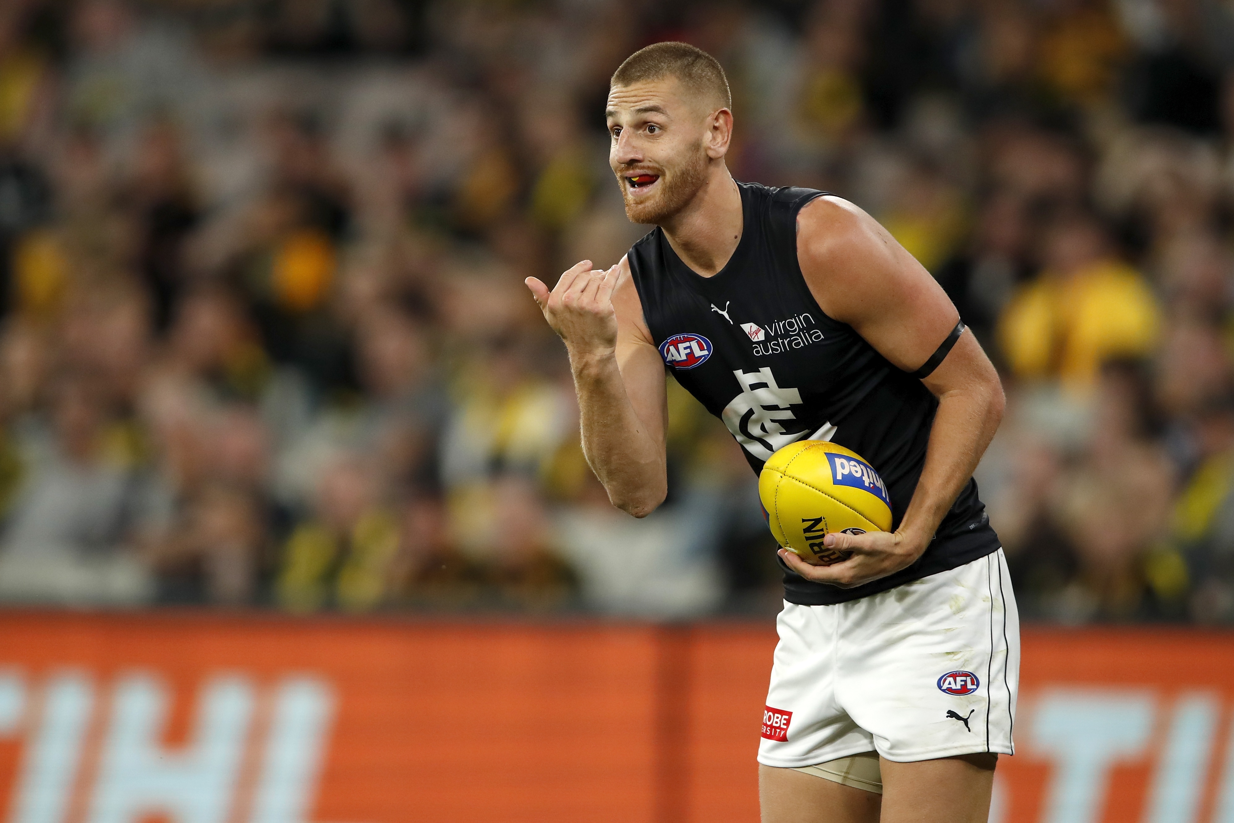 3-2-1: Jones' Dogs return, prelim build-up, Crow retires