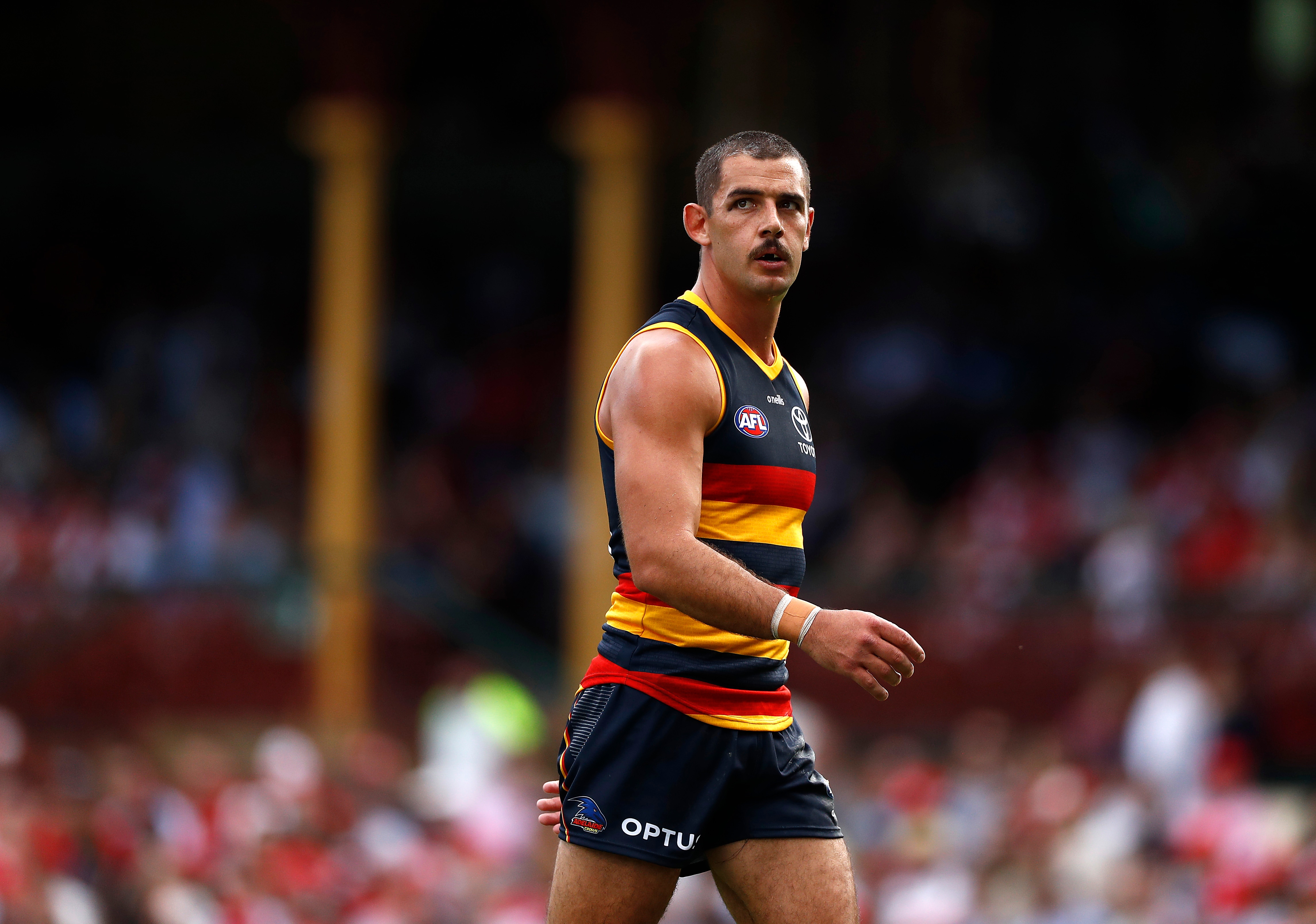 More Crow blows: Tex takes 'pre-planned' break, 'concern' for AA mid