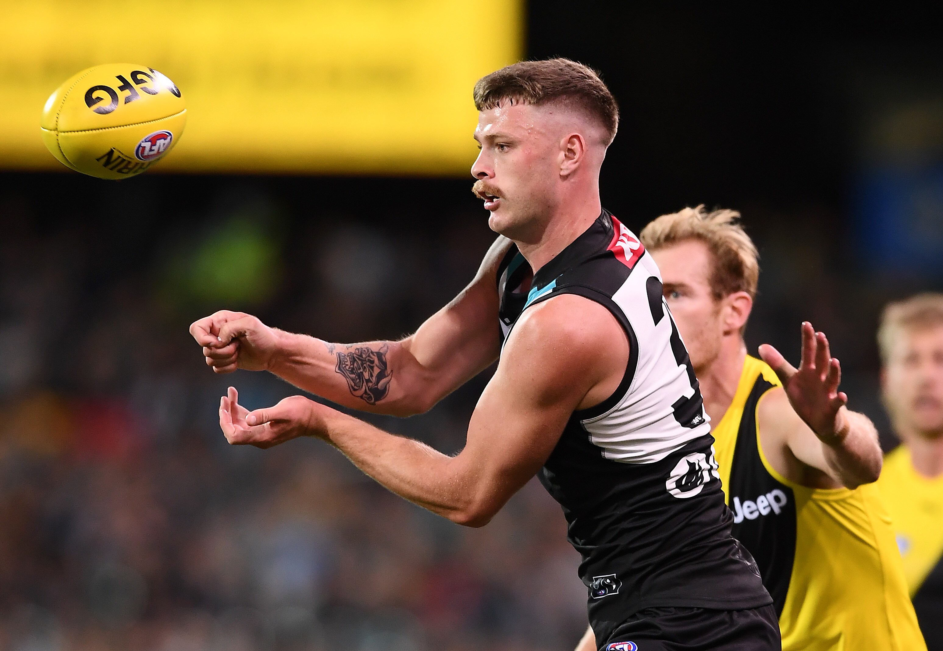 'It was a real tough call': Ken reveals ruck replacement for high ...