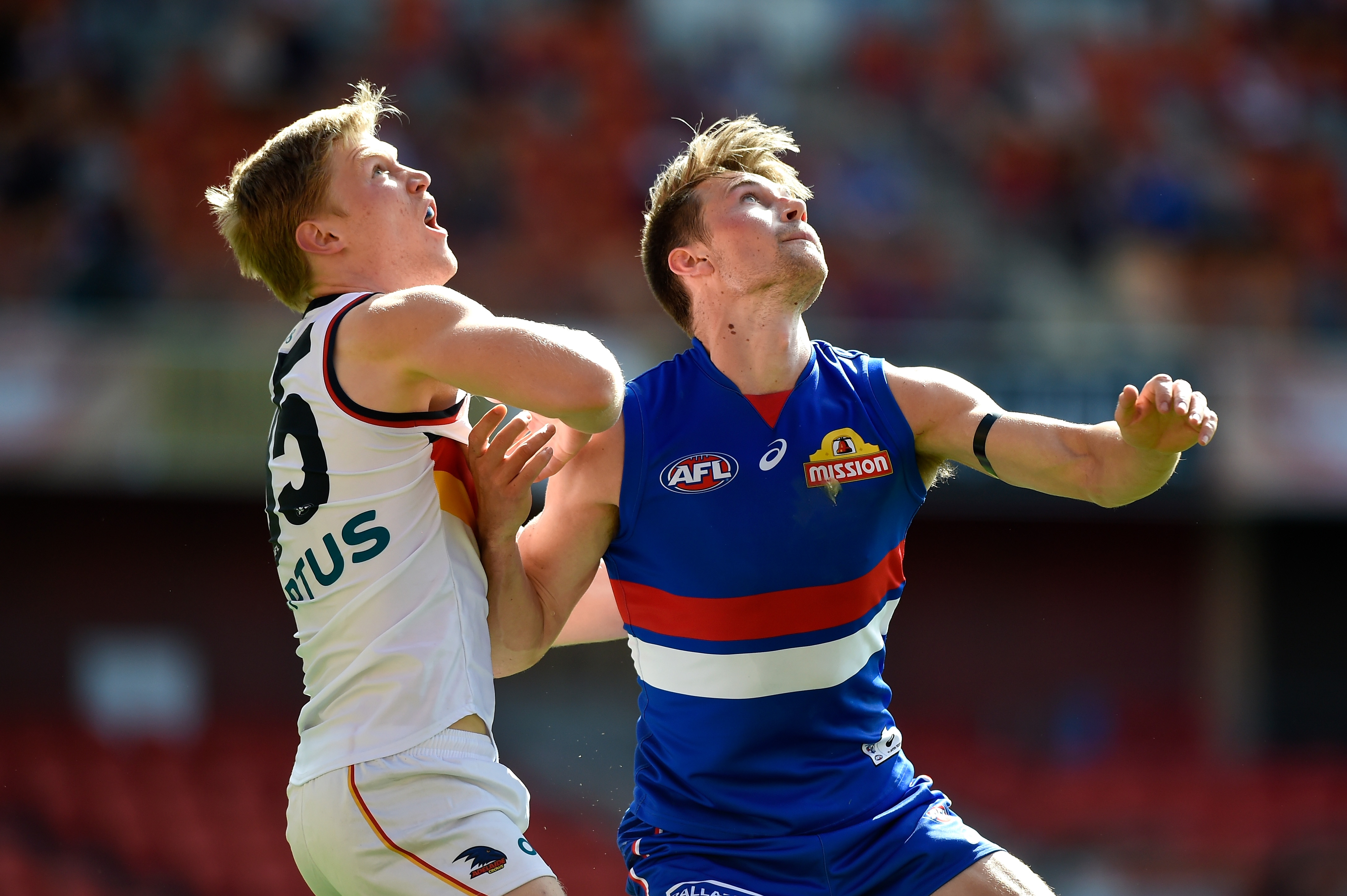 Stress fracture puts a dent in young Crow's pre-season