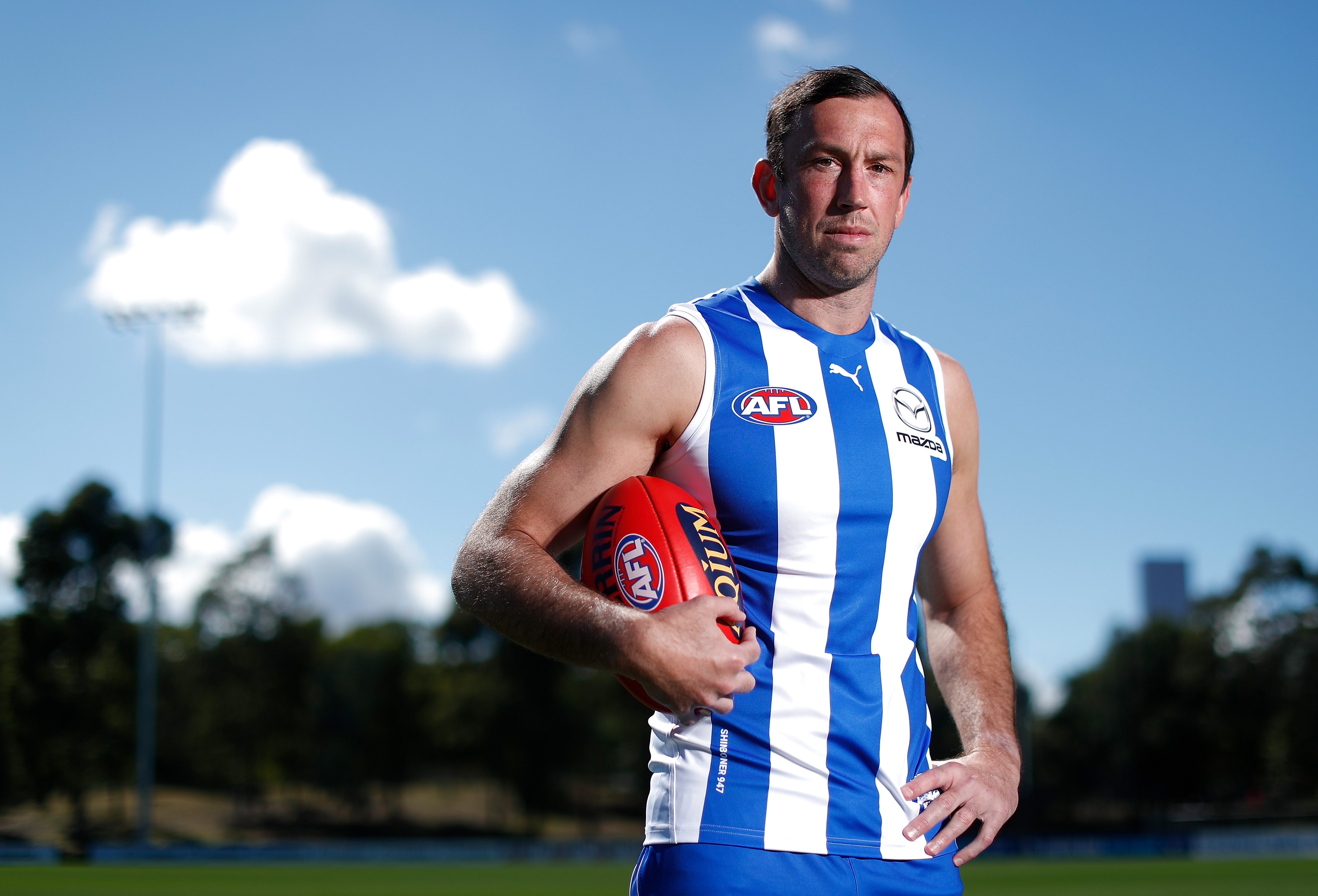 Roo for life: New deal puts 300 games in sight for veteran ruckman