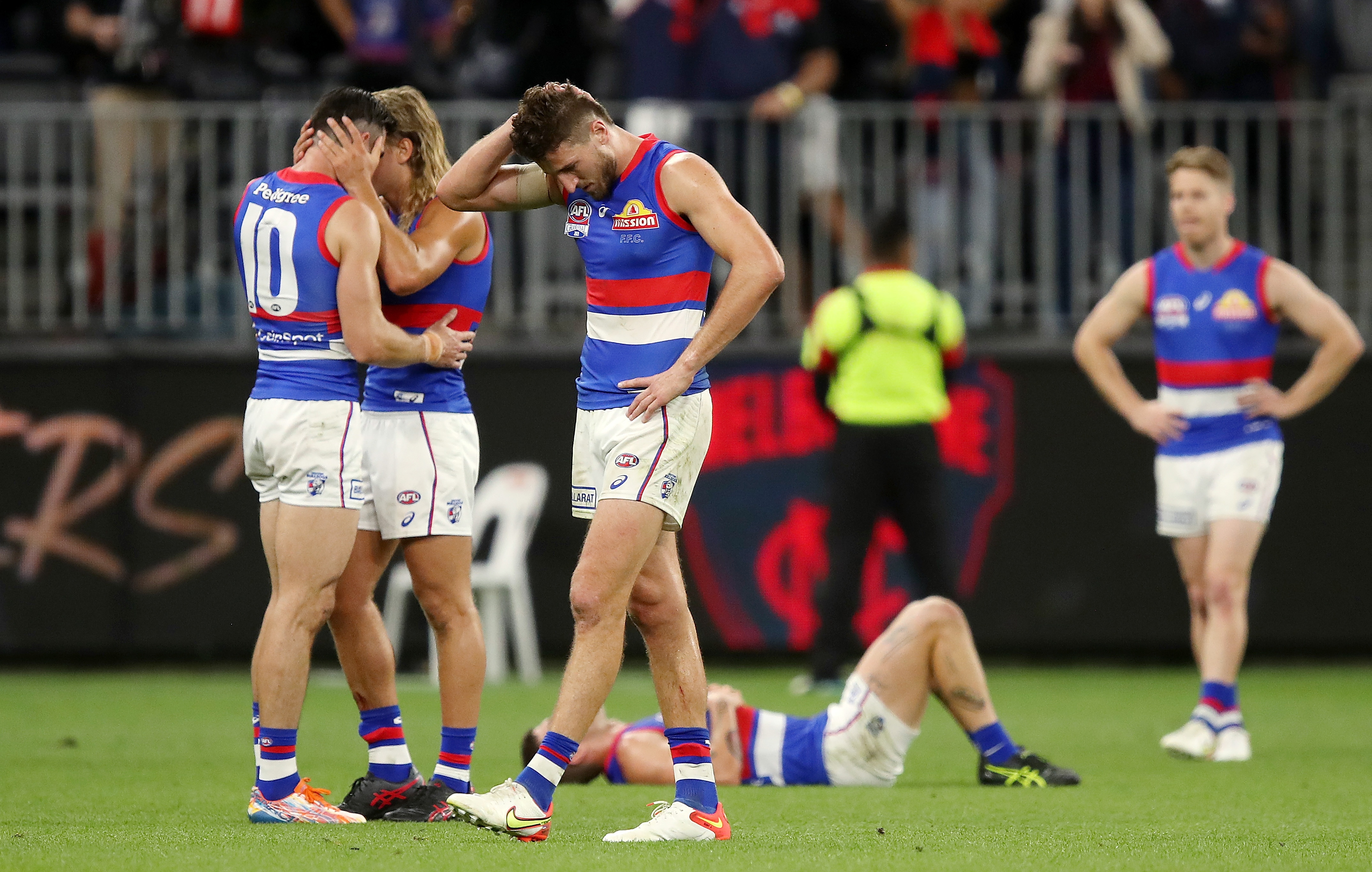 Dogs still feeling GF pain, bulked-up ruck ready to step up