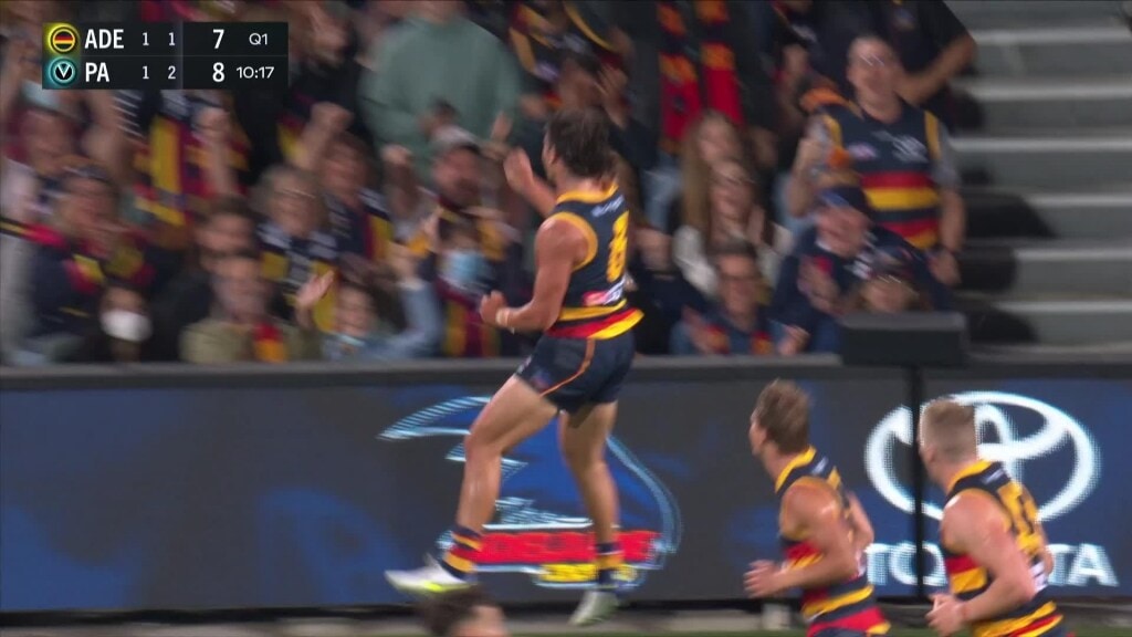 Exciting young gun puts Crows in front