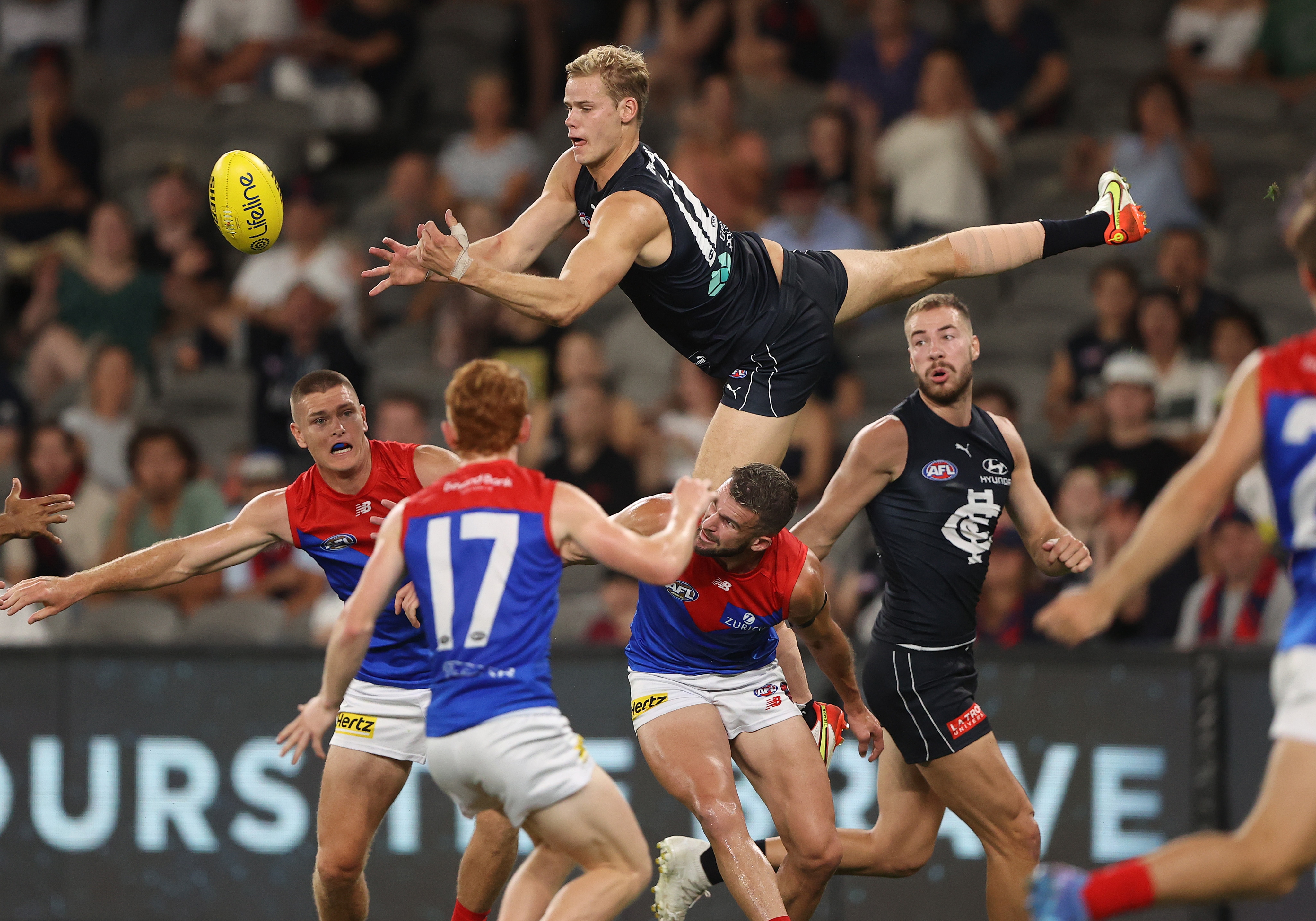 Free entry for kids and club members as AAMI extends partnership with AFL