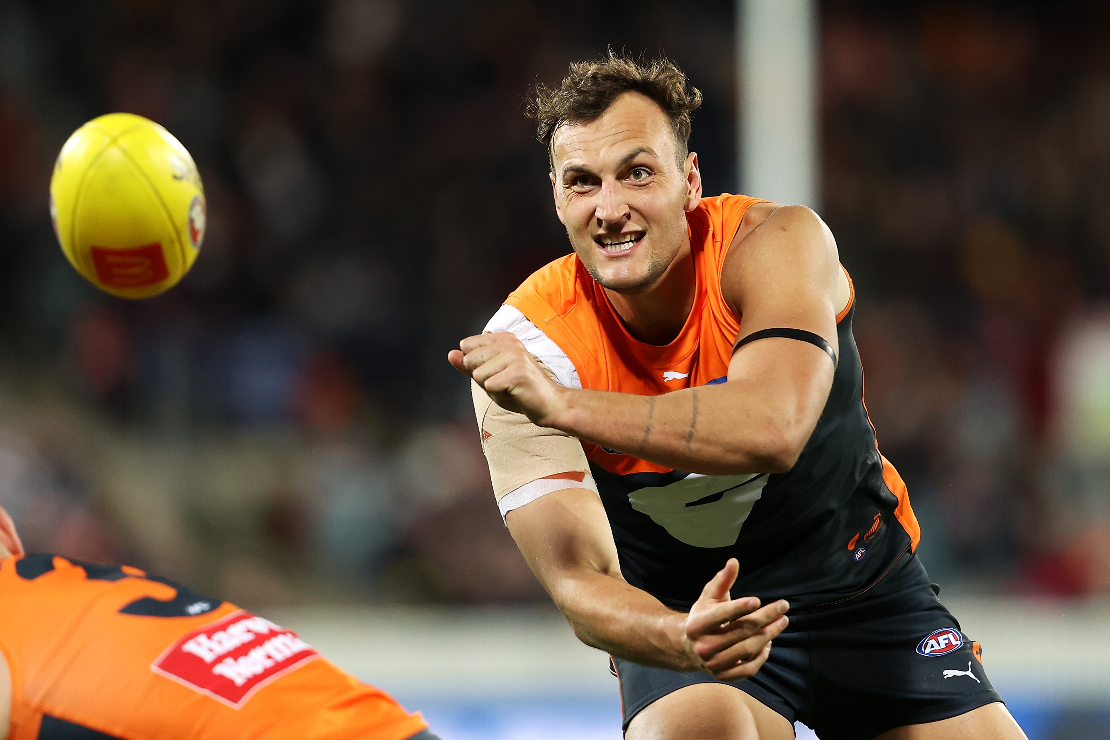 Giants ruckman delisted, bids farewell to third AFL club