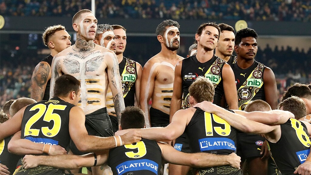 Stirring pre-game ceremony in Dreamtime at the 'G
