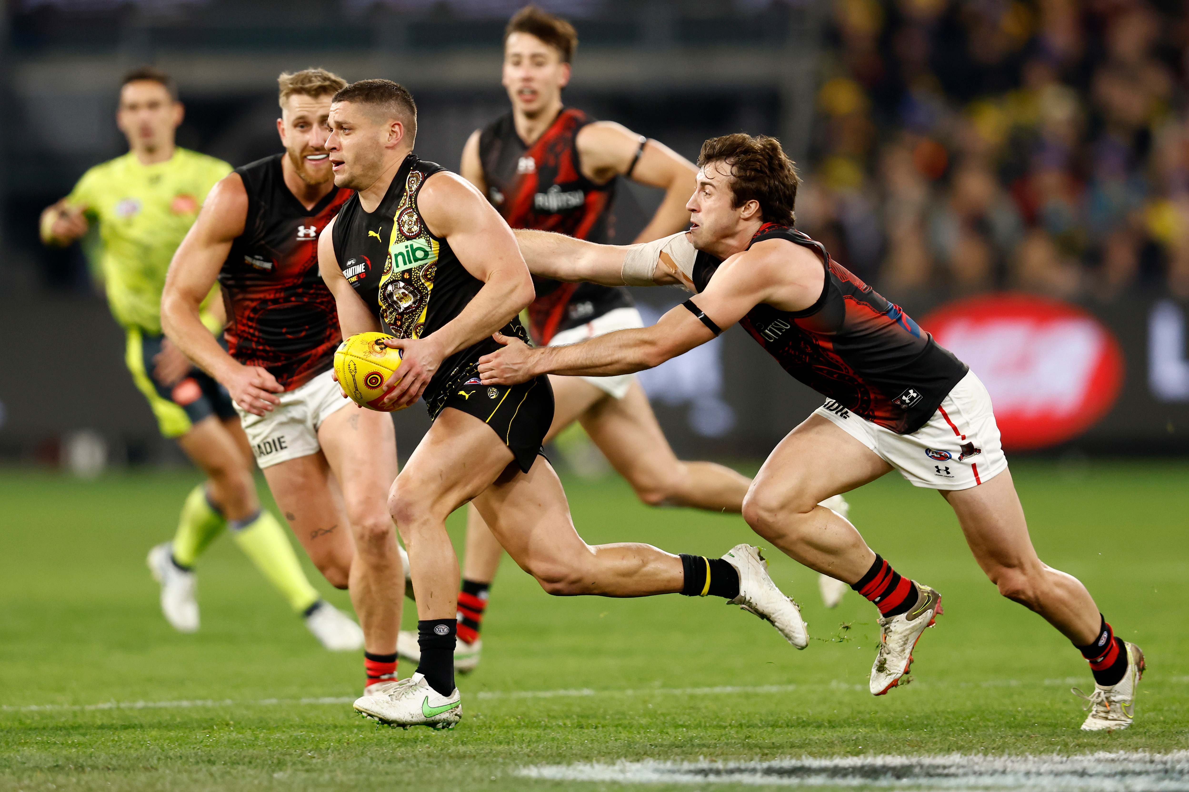 AFL confirms fixture for blockbuster round 23