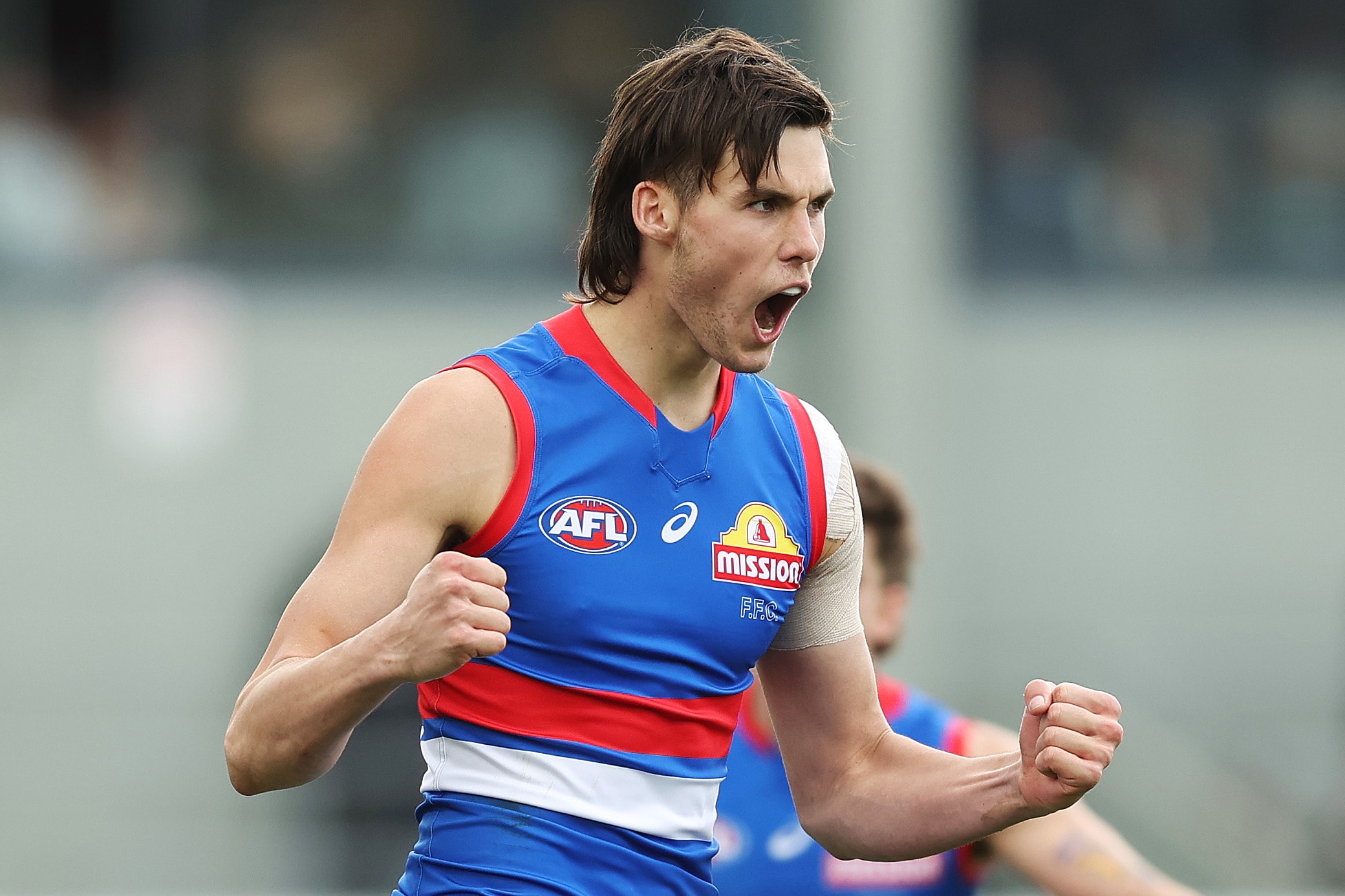 Darcy marks first ever AFL goal with one straight after