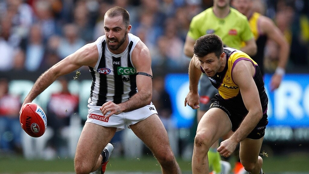 Footy Feed: AFL's life members, Tiger duo doubt, Eagles' dog day