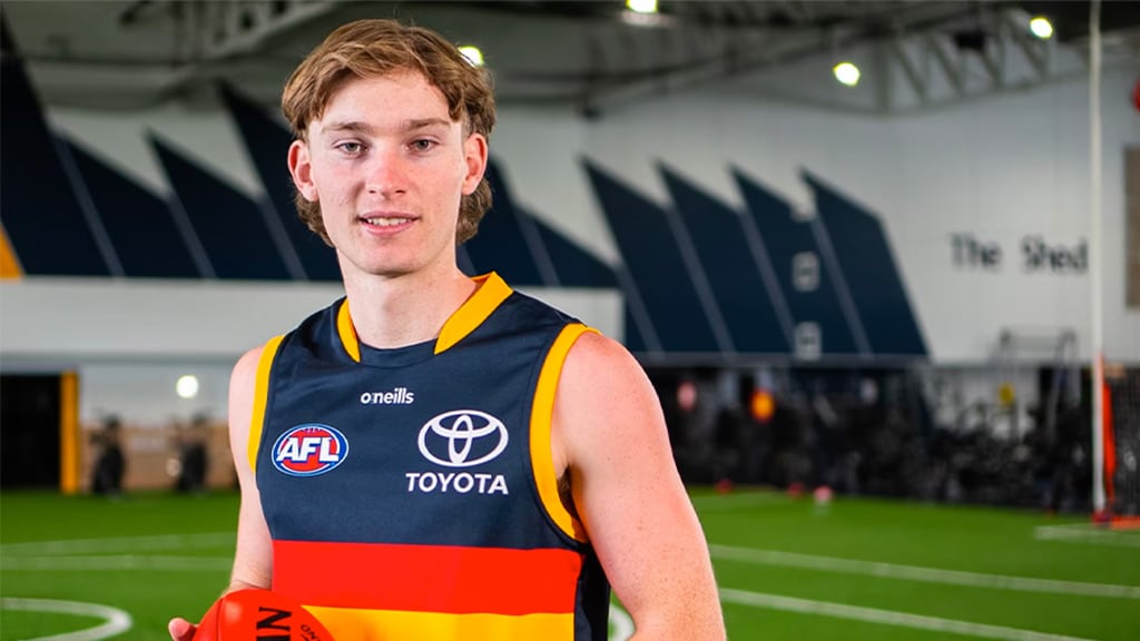 Father-son debutant to create Crows' history, ex-Pie named