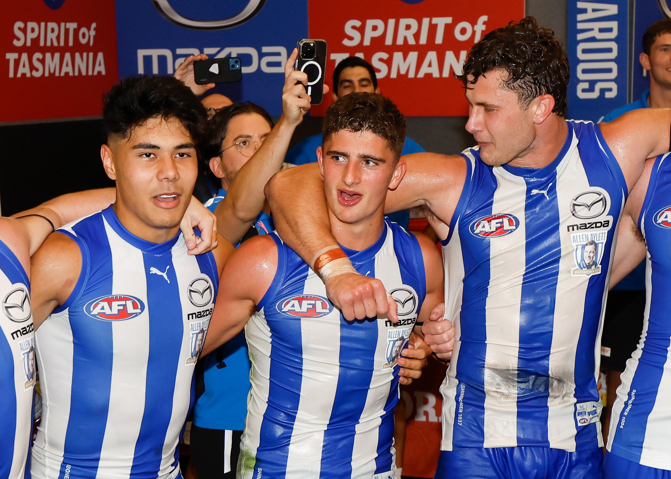 'Pretty special talent': Sheezel achieves 39-year first on debut