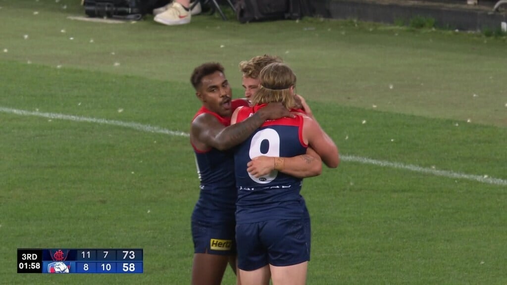 Kade gets his moment as Dee delight rolls on