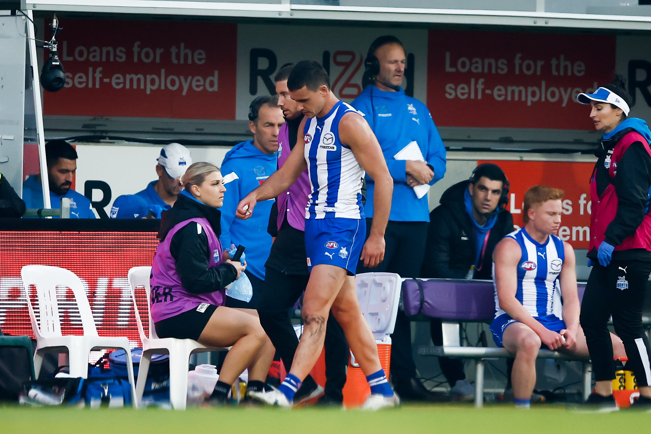 Roos gun 'very unlikely' for next week as injury chaos hits hard