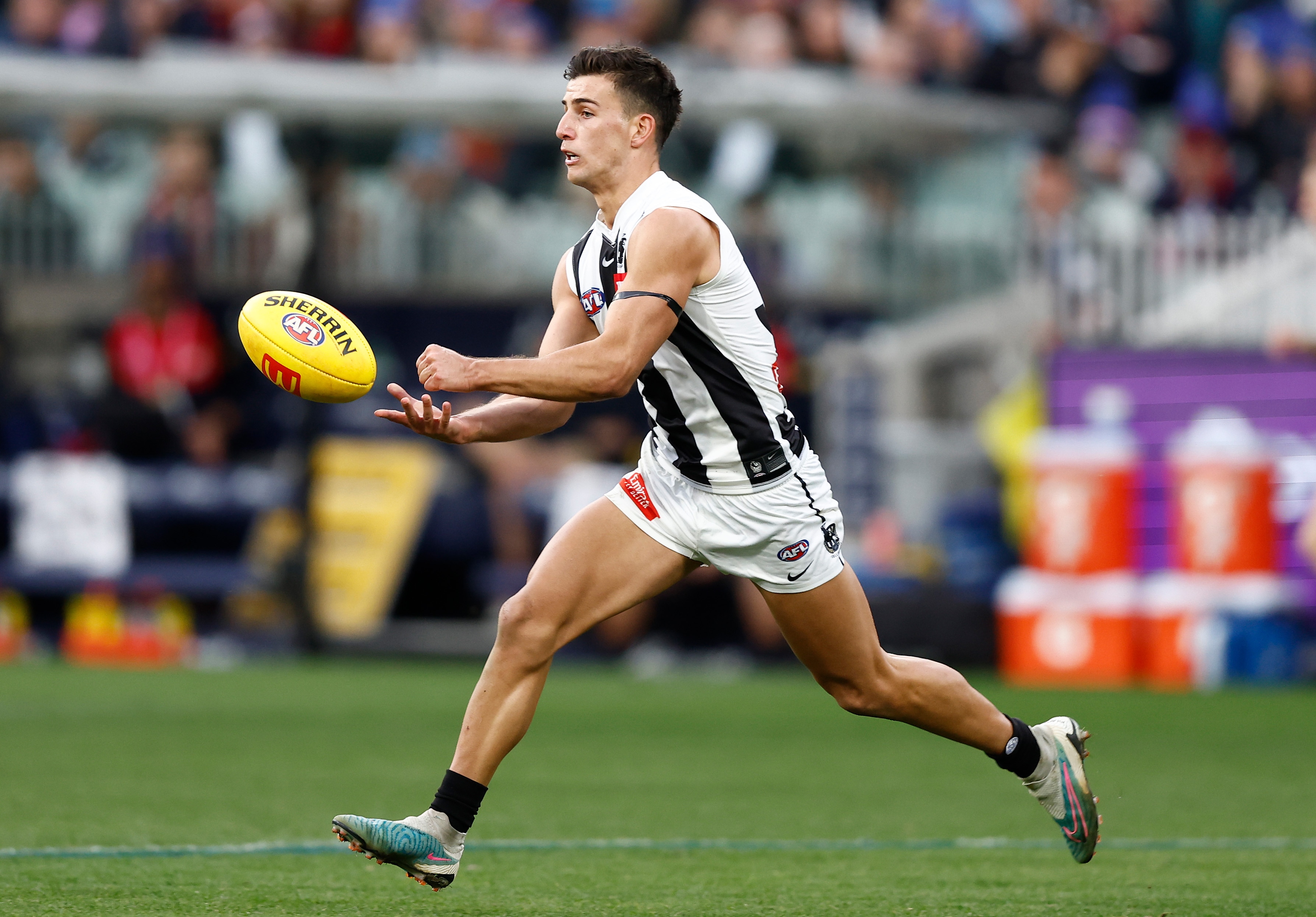 Suns wary of 'almost untaggable' Daicos ahead of huge Pies clash