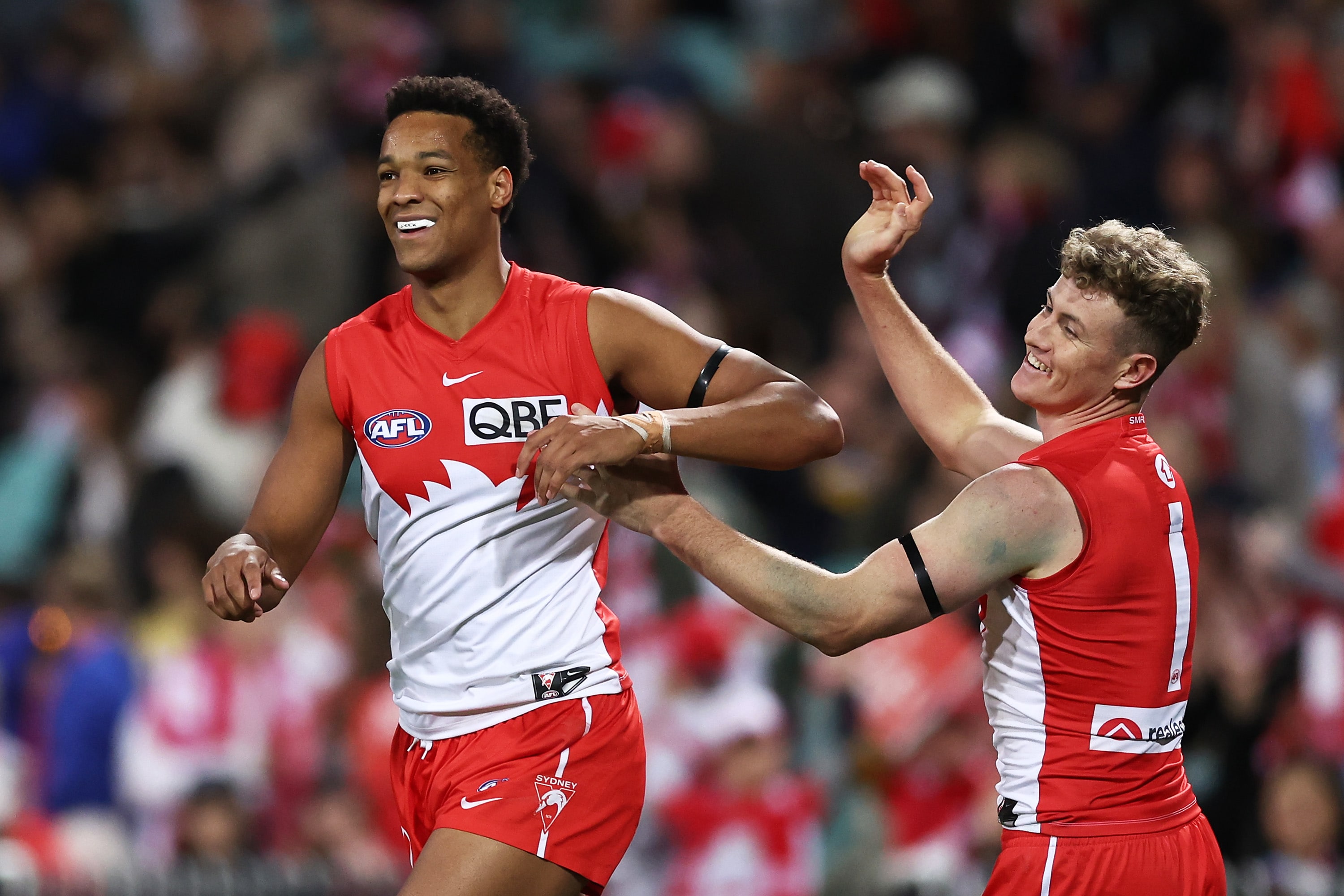 Rising Swan celebrates career-best game with new contract
