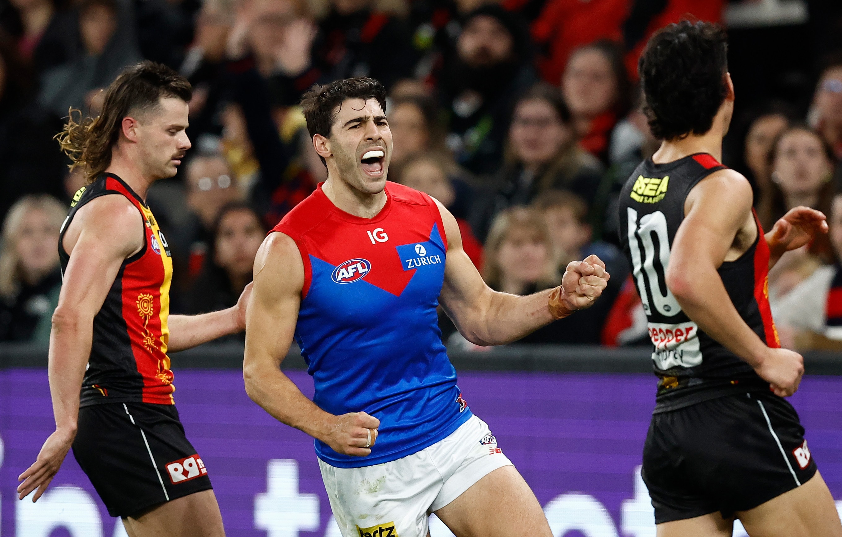 Trac attack: Dees plot regular forward switch for star