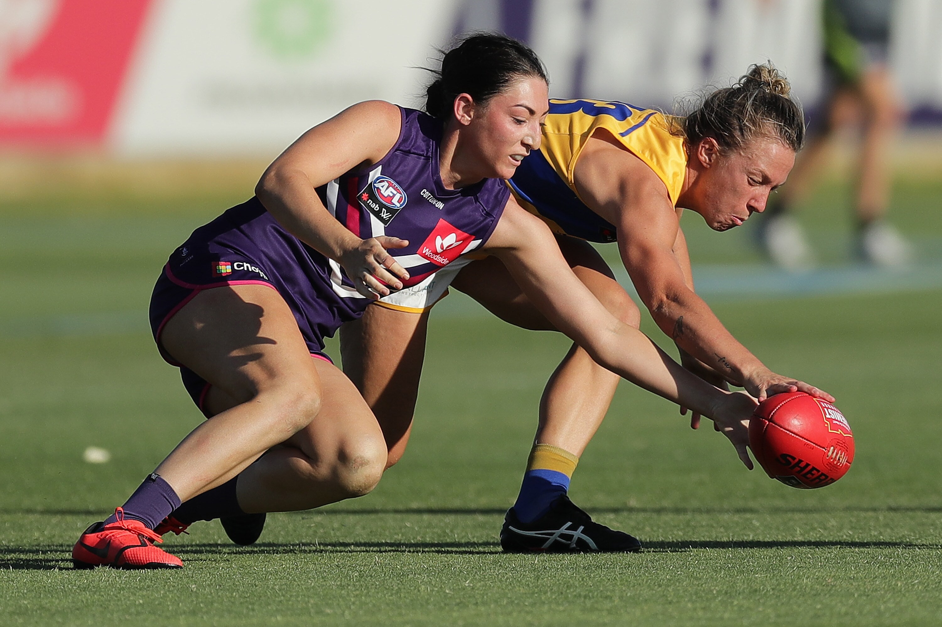 Saturday footy: Eagles V Freo Dockers