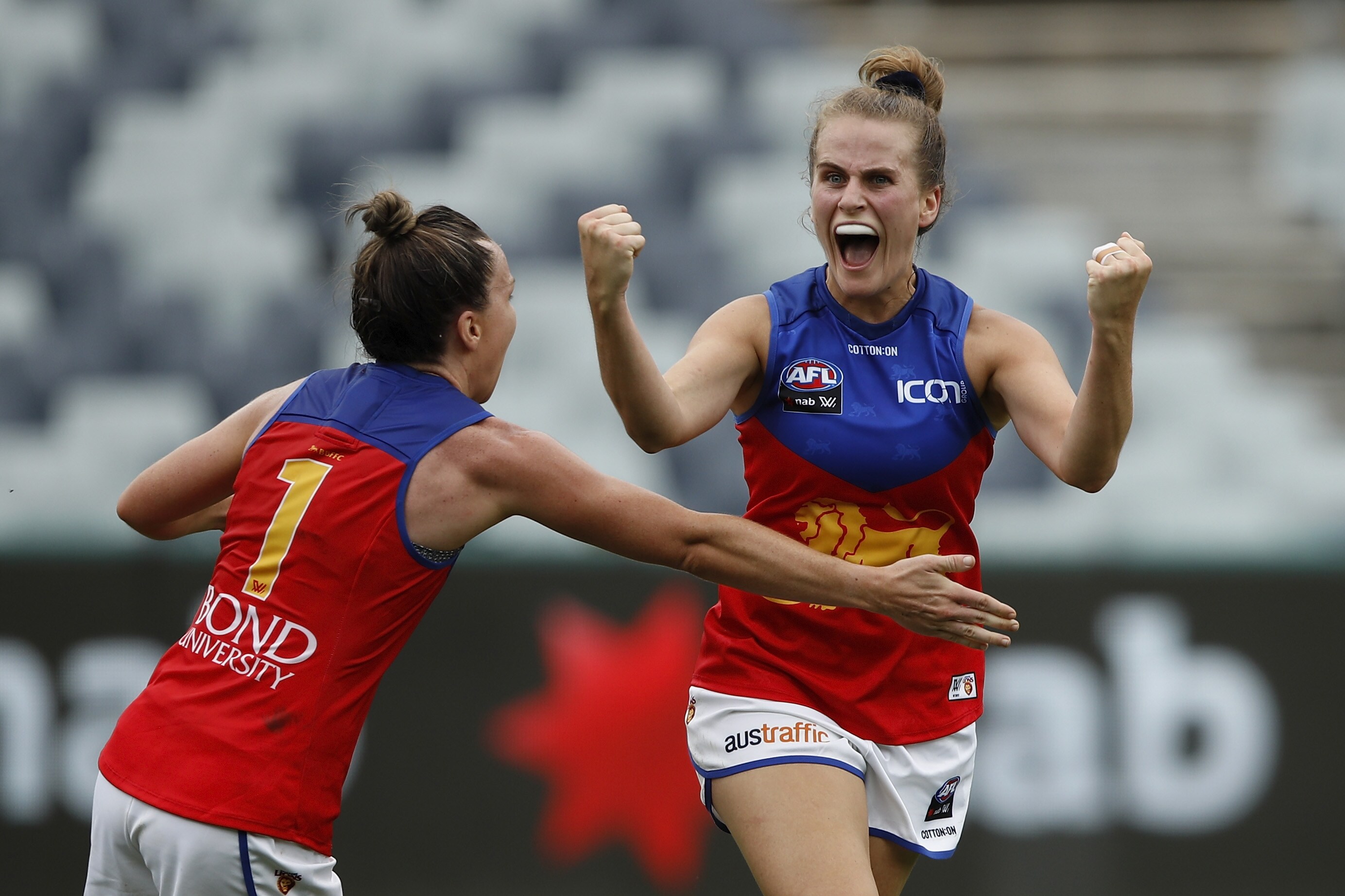 Match report: Lions stay perfect thanks to second-half surge