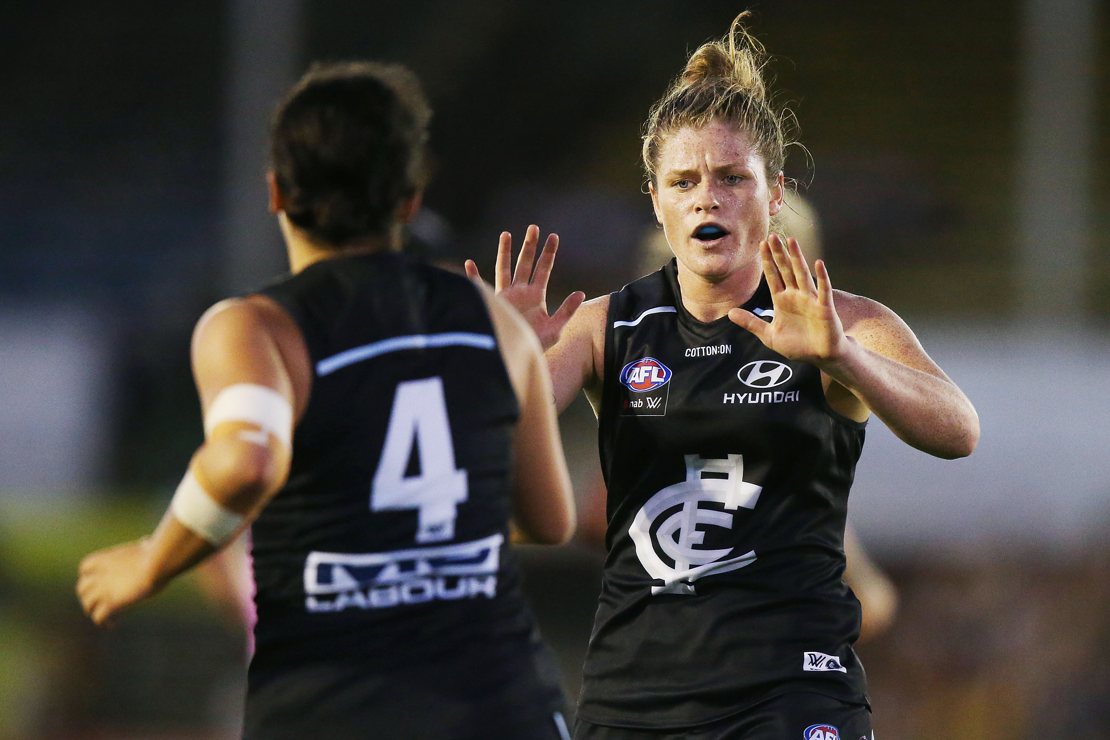 Blues skipper officially requests trade to crosstown rivals