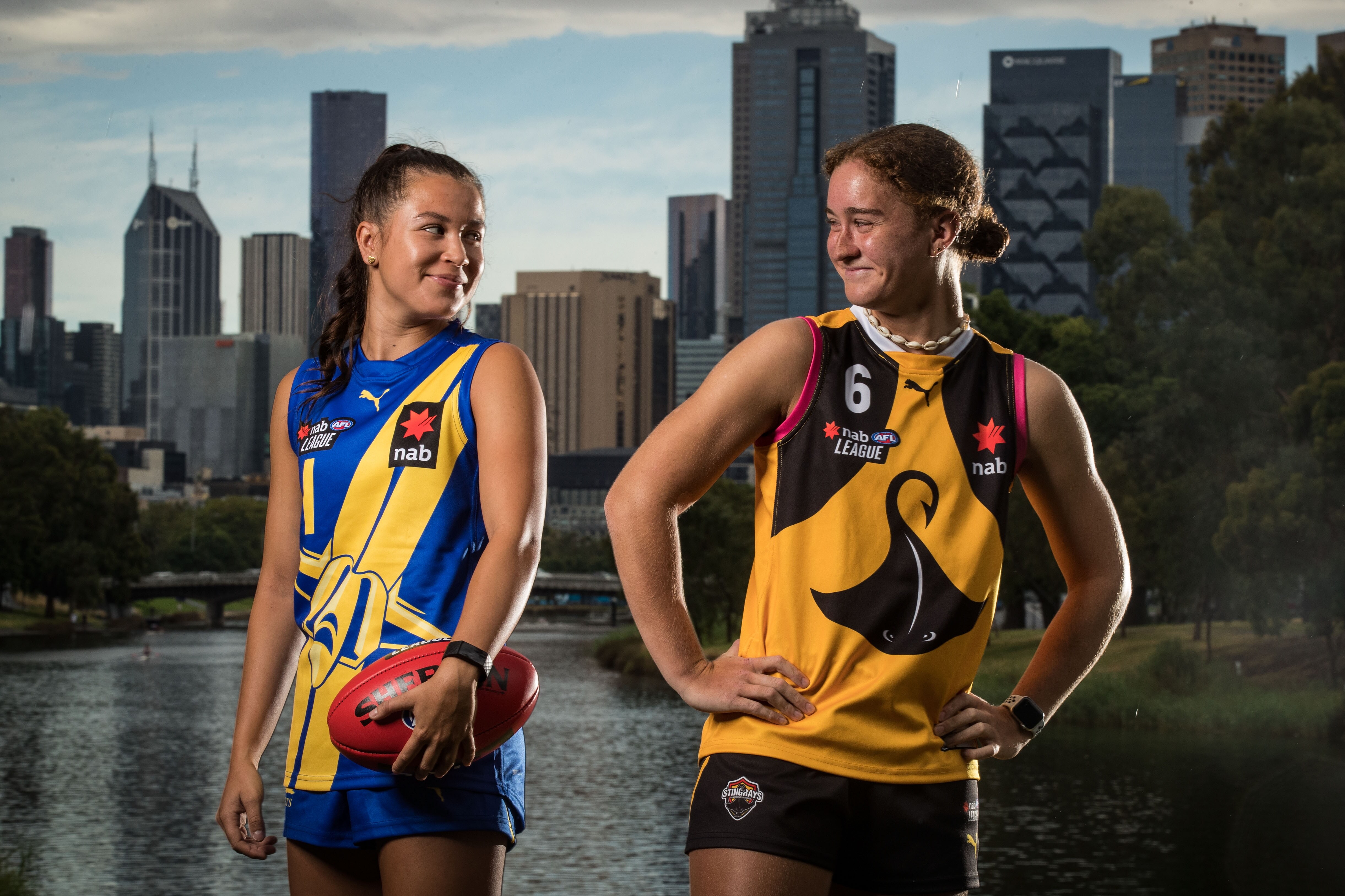 Friends with big dreams: From the aths track to the footy field