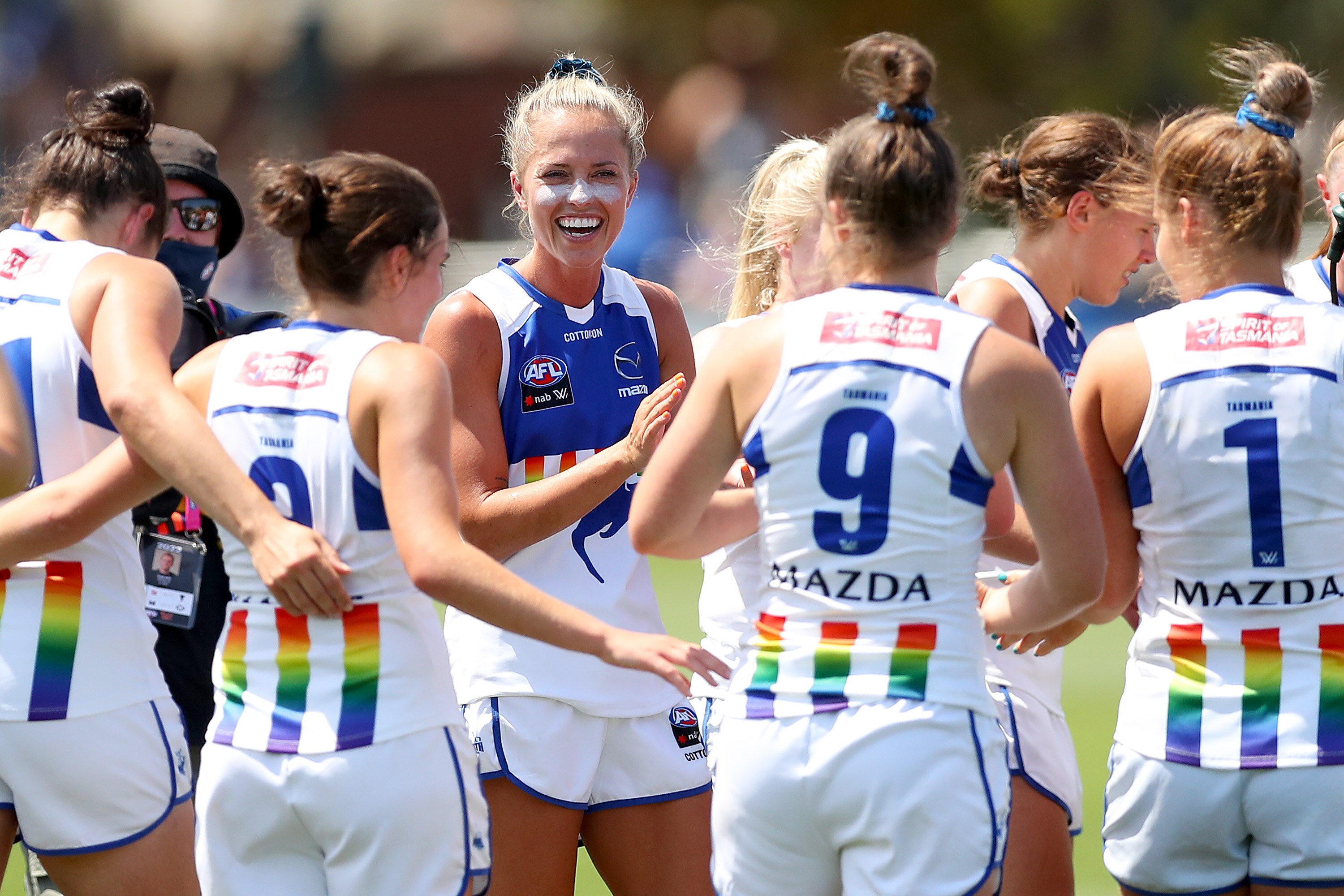 SUNDAY TEAMS: Gun Roo returns, two changes for Pies