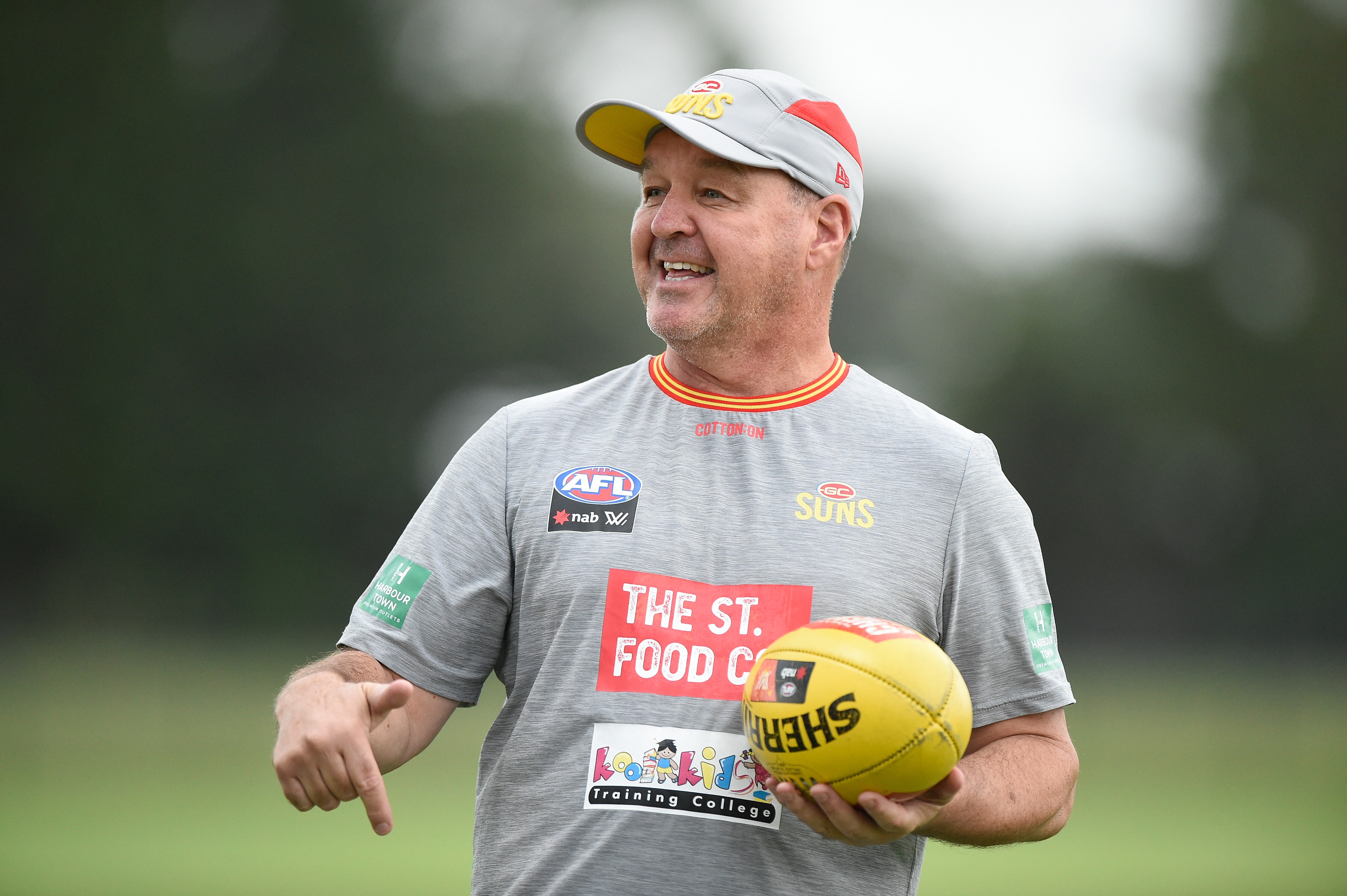 'I reckon we're a massive chance': Suns sniffing upset over Pies