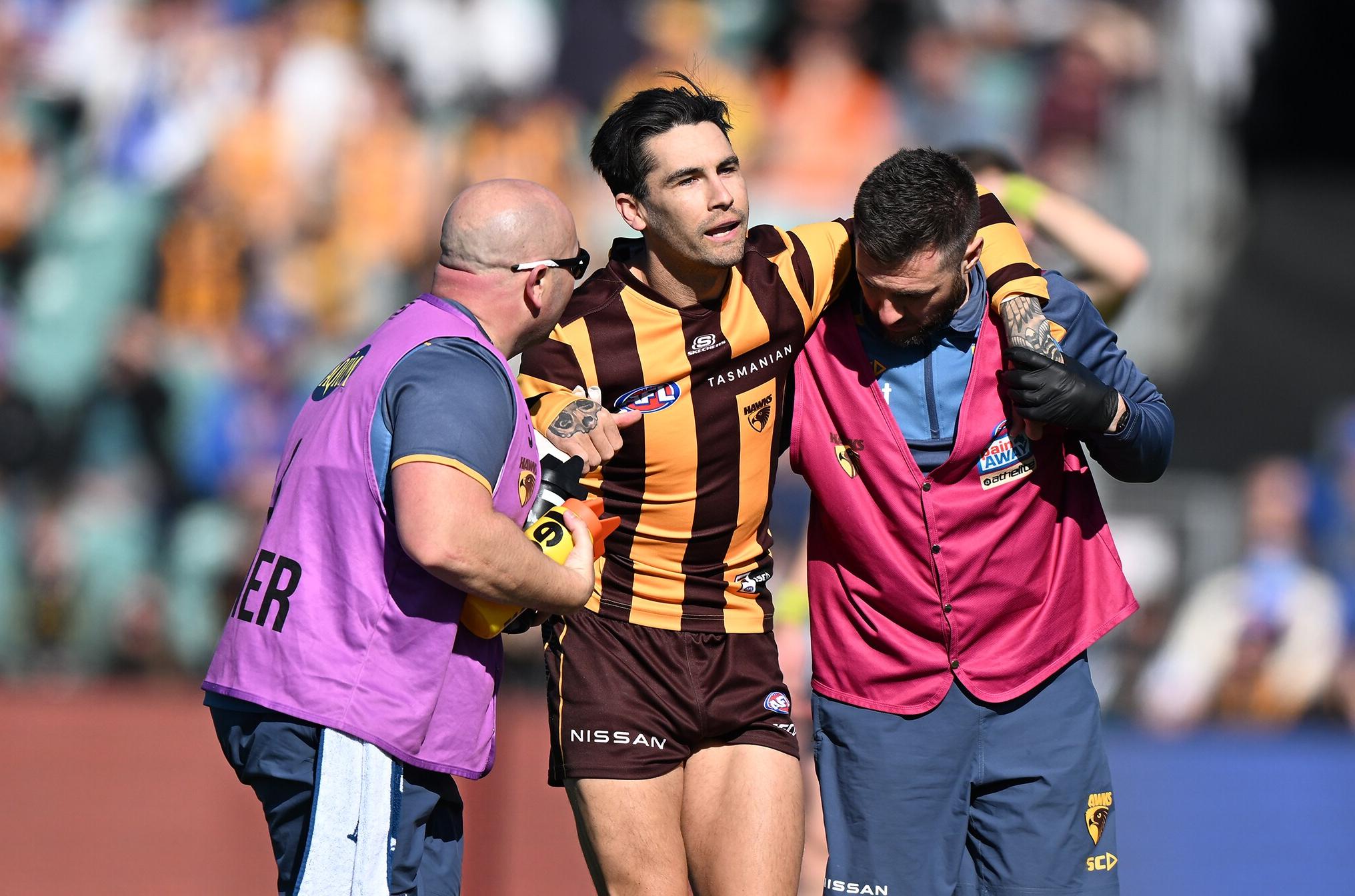 Hawks star ruptures Achilles, out for up to a year